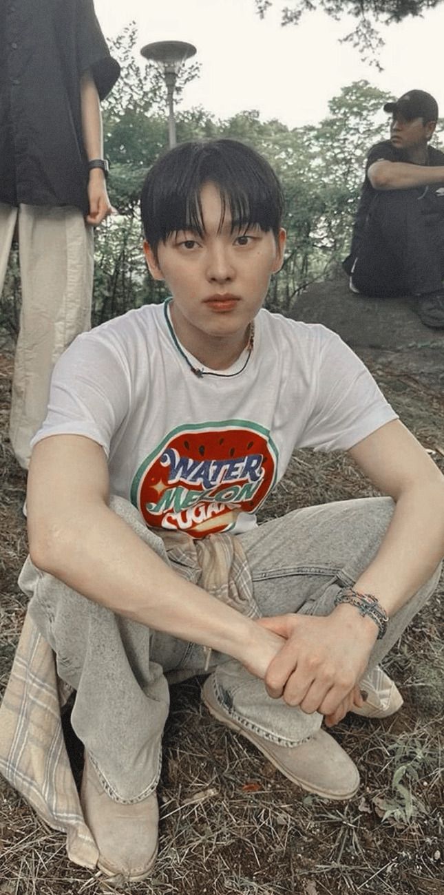 Choi Hyun Wook Wallpapers - Top Free Choi Hyun Wook Backgrounds - WallpaperAccess