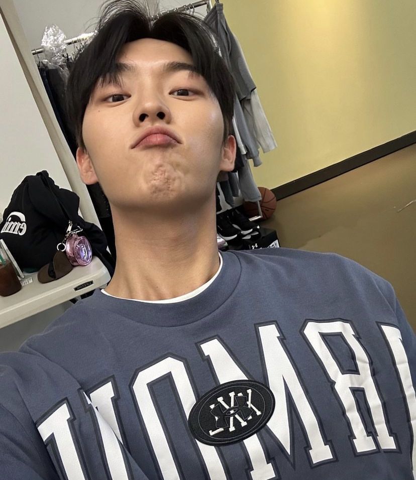 Choi Hyun Wook Wallpapers - Top Free Choi Hyun Wook Backgrounds - WallpaperAccess