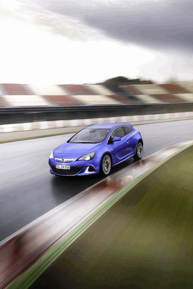 Opel OPC Wallpapers - Top Free Opel OPC Backgrounds - WallpaperAccess