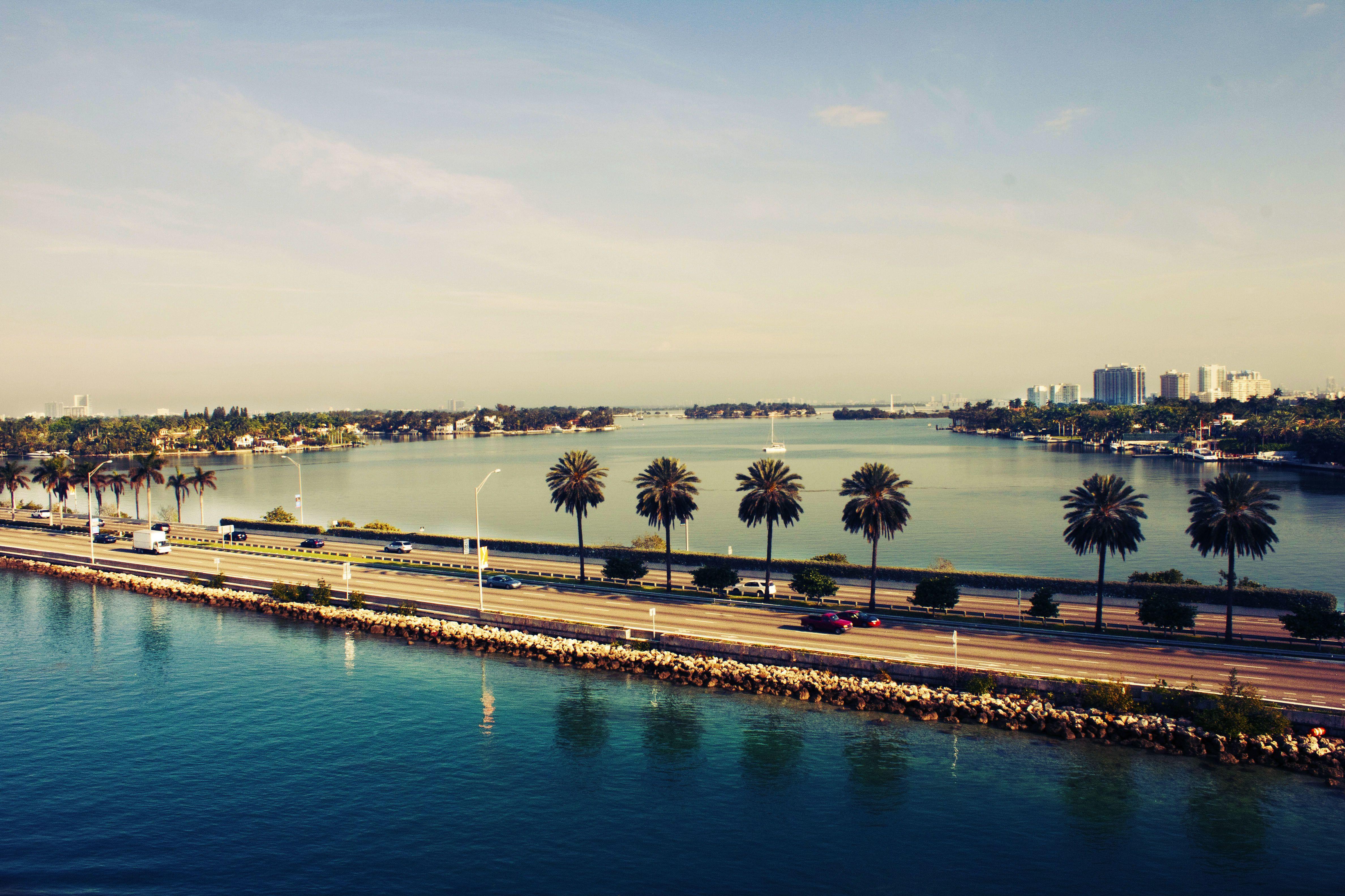 Miami HD Wallpapers - Top Free Miami HD Backgrounds - WallpaperAccess