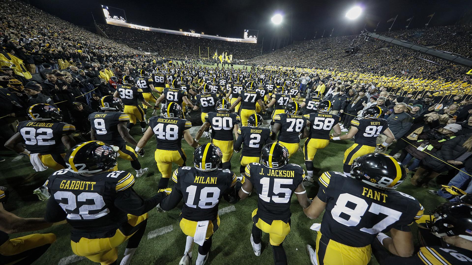 Iowa Hawkeyes Wallpapers - Top Free Iowa Hawkeyes Backgrounds ...