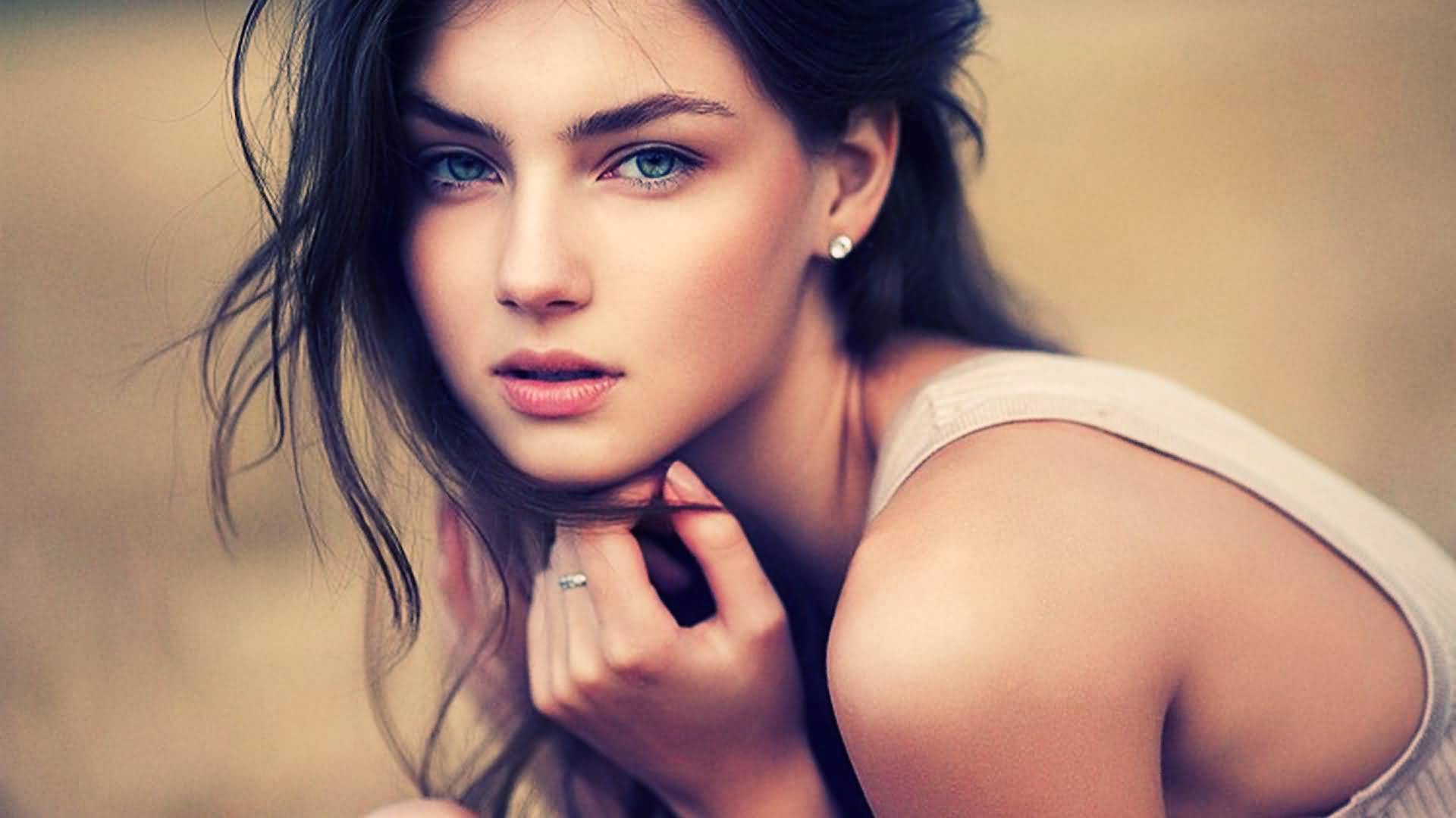 Girl HD Wallpapers - Top Free Girl HD Backgrounds - WallpaperAccess