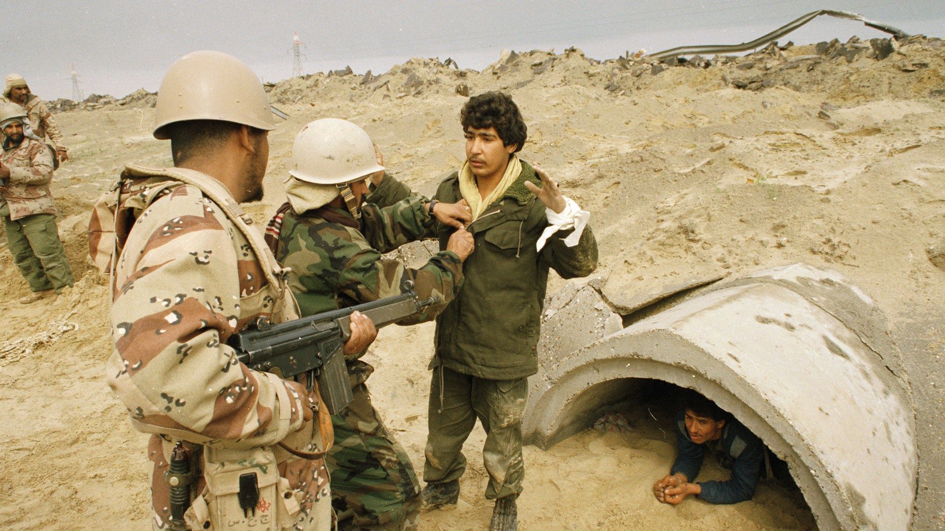 Gulf War Wallpapers - Top Free Gulf War Backgrounds - WallpaperAccess