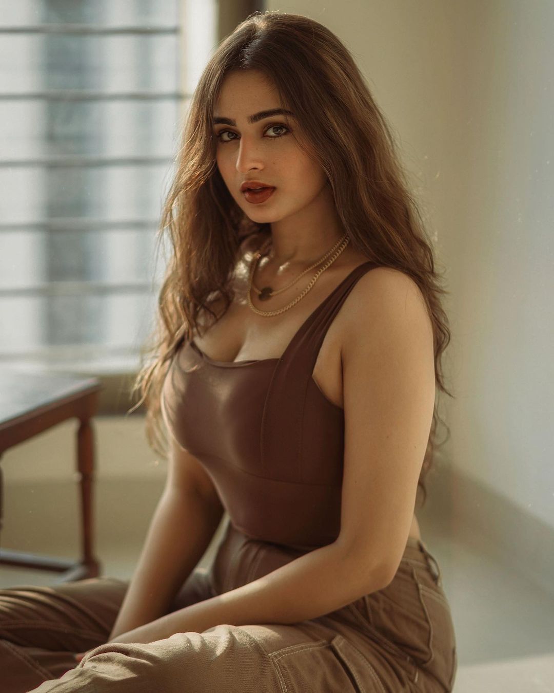 Ayesha Khan Wallpapers - Top Free Ayesha Khan Backgrounds - WallpaperAccess