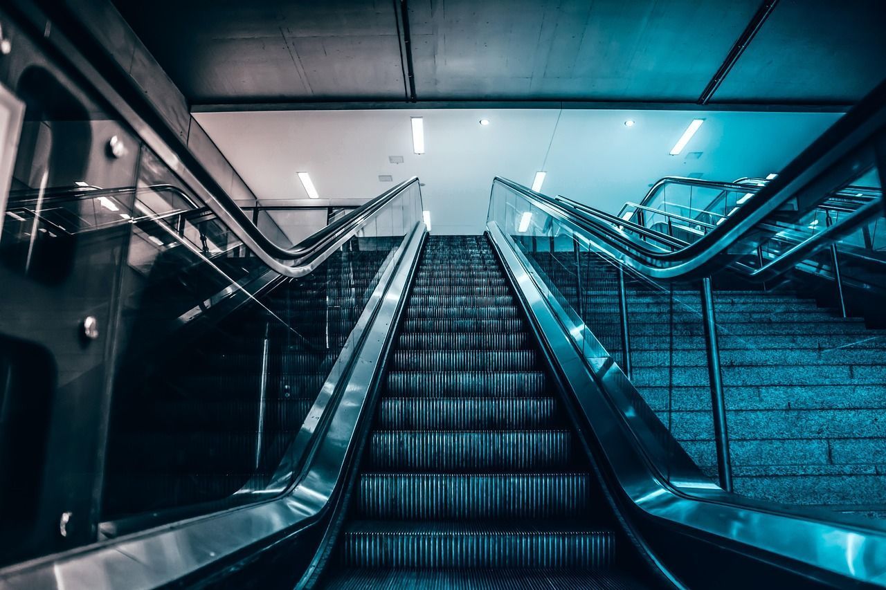 Escalator Wallpapers - Top Free Escalator Backgrounds - WallpaperAccess