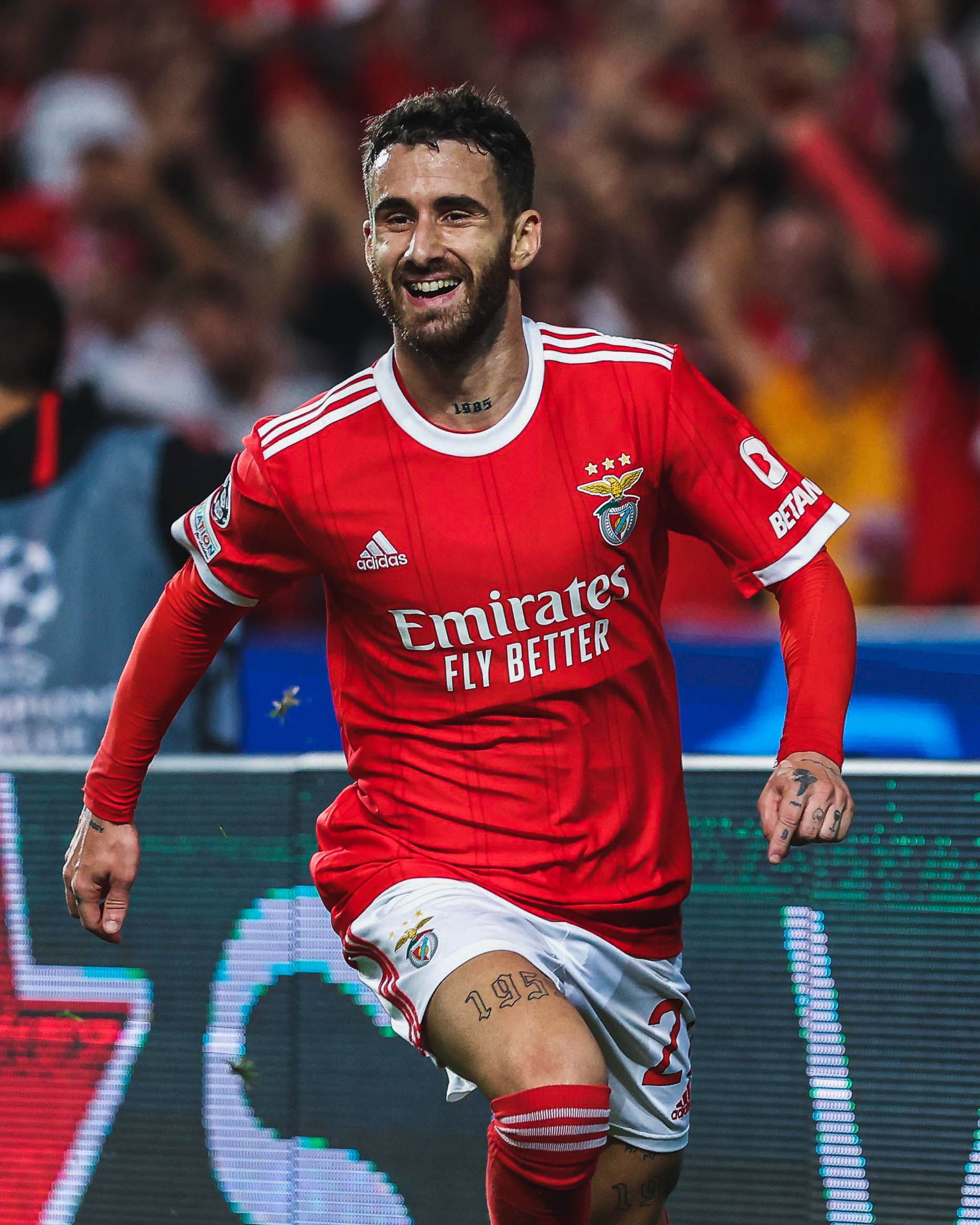 Rafa Silva Wallpapers - Top Free Rafa Silva Backgrounds - WallpaperAccess