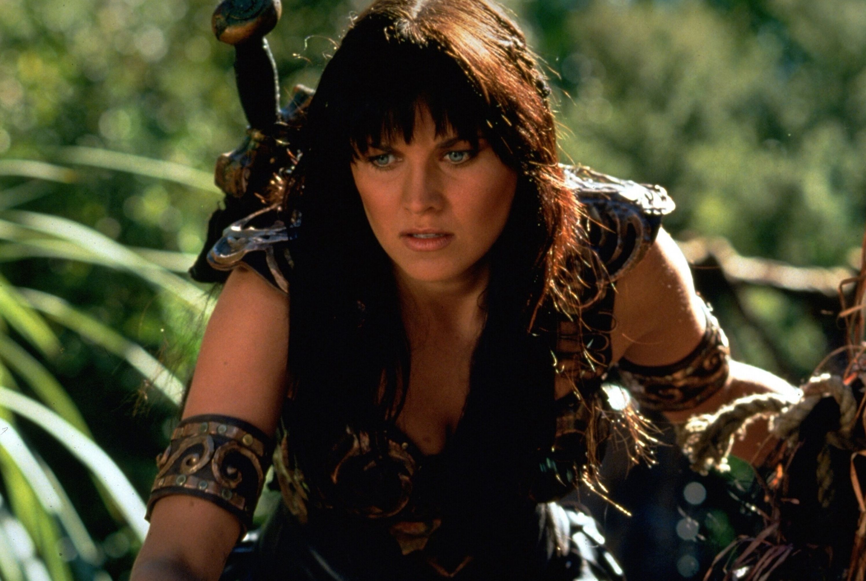 Lucy Lawless Wallpapers - Top Free Lucy Lawless Backgrounds ...