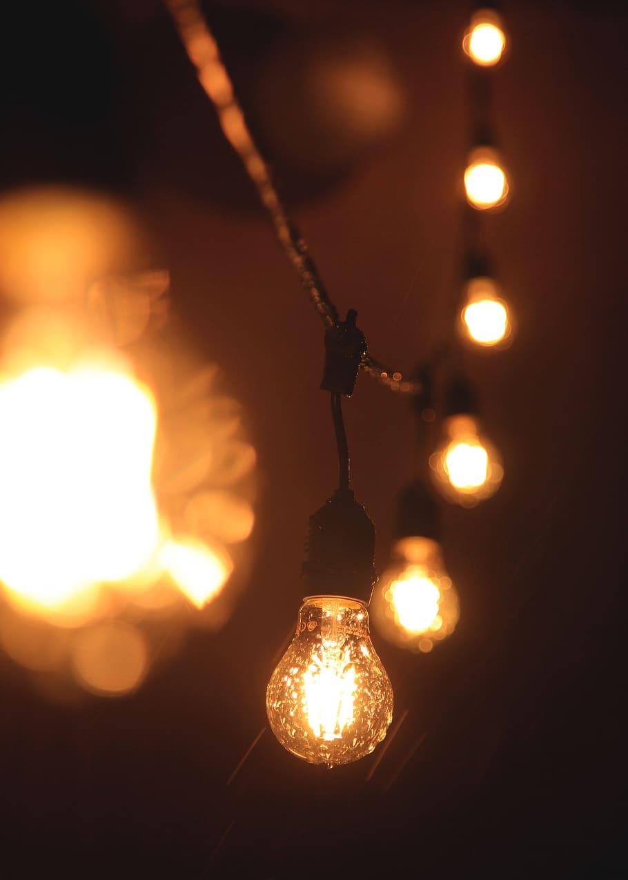 Lightbulb Wallpapers - Top Free Lightbulb Backgrounds - WallpaperAccess