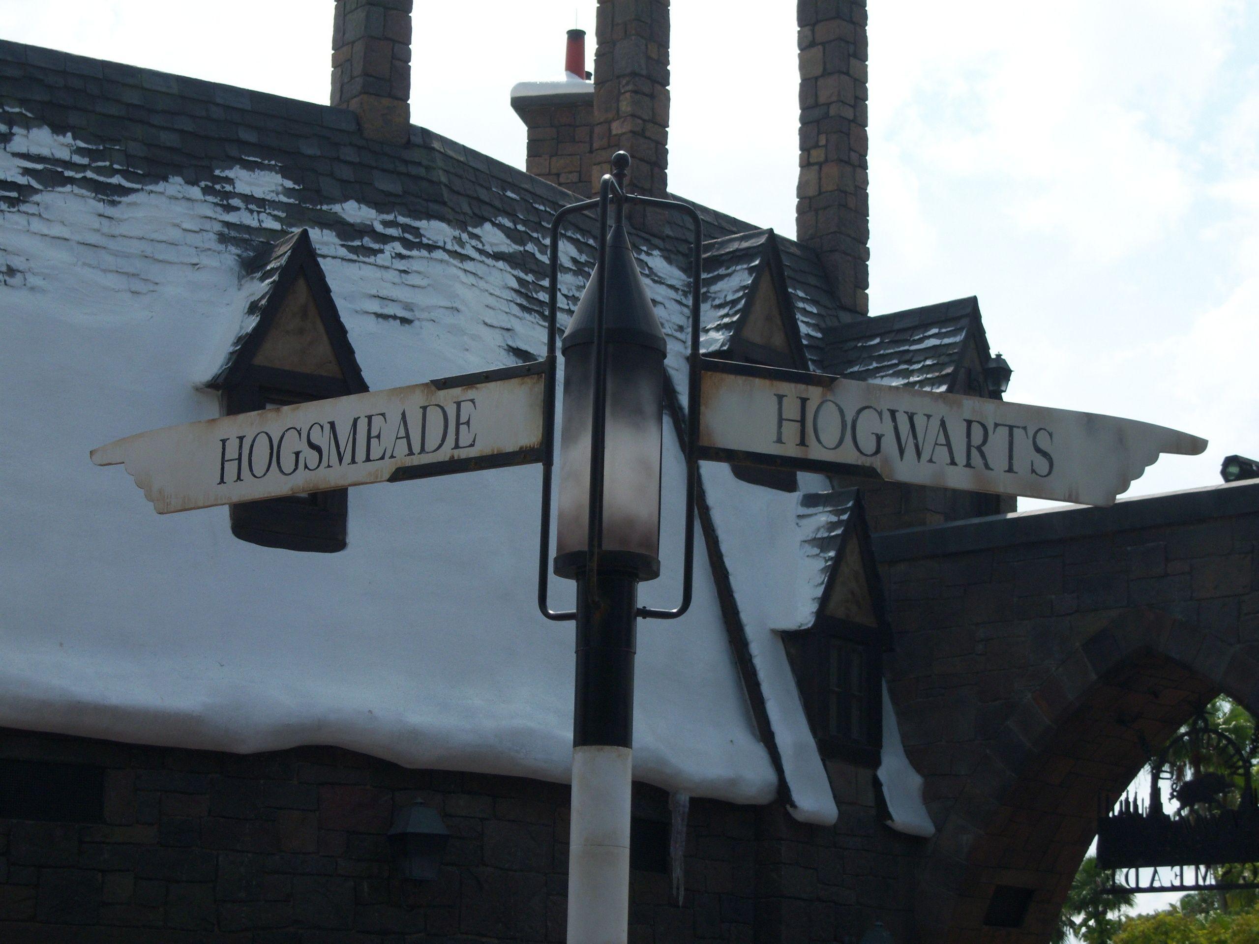 Hogsmeade Wallpapers - Top Free Hogsmeade Backgrounds - WallpaperAccess