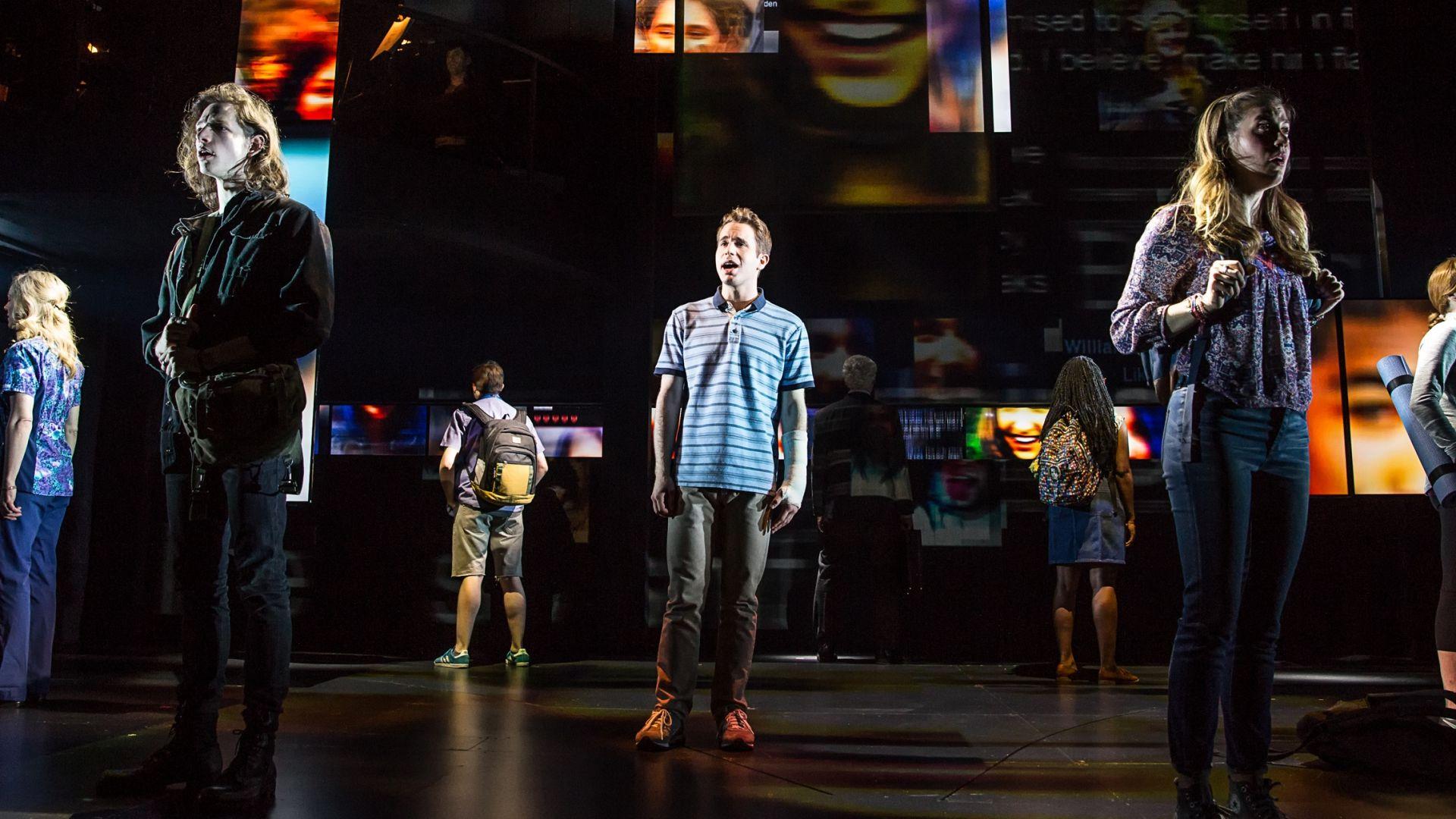 Dear Evan Hansen Wallpapers - Top Free Dear Evan Hansen Backgrounds ...