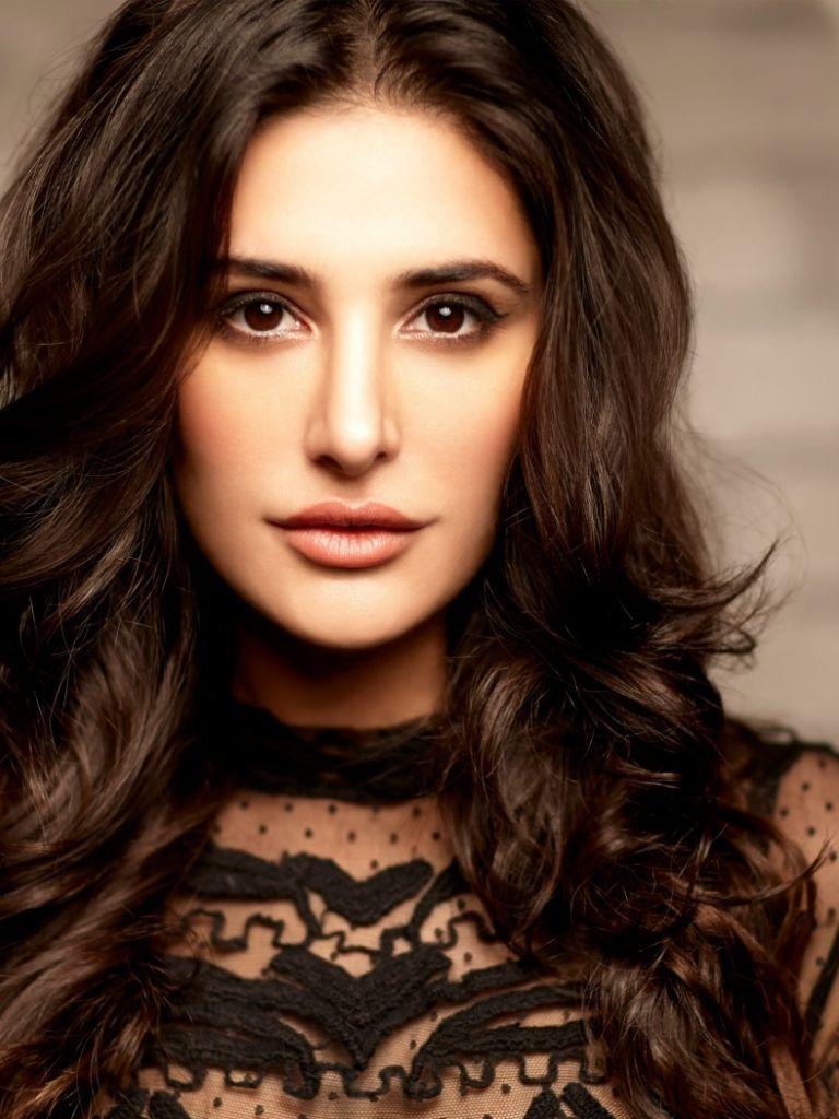 Nargis Fakhri Wallpapers - Top Free Nargis Fakhri Backgrounds ...