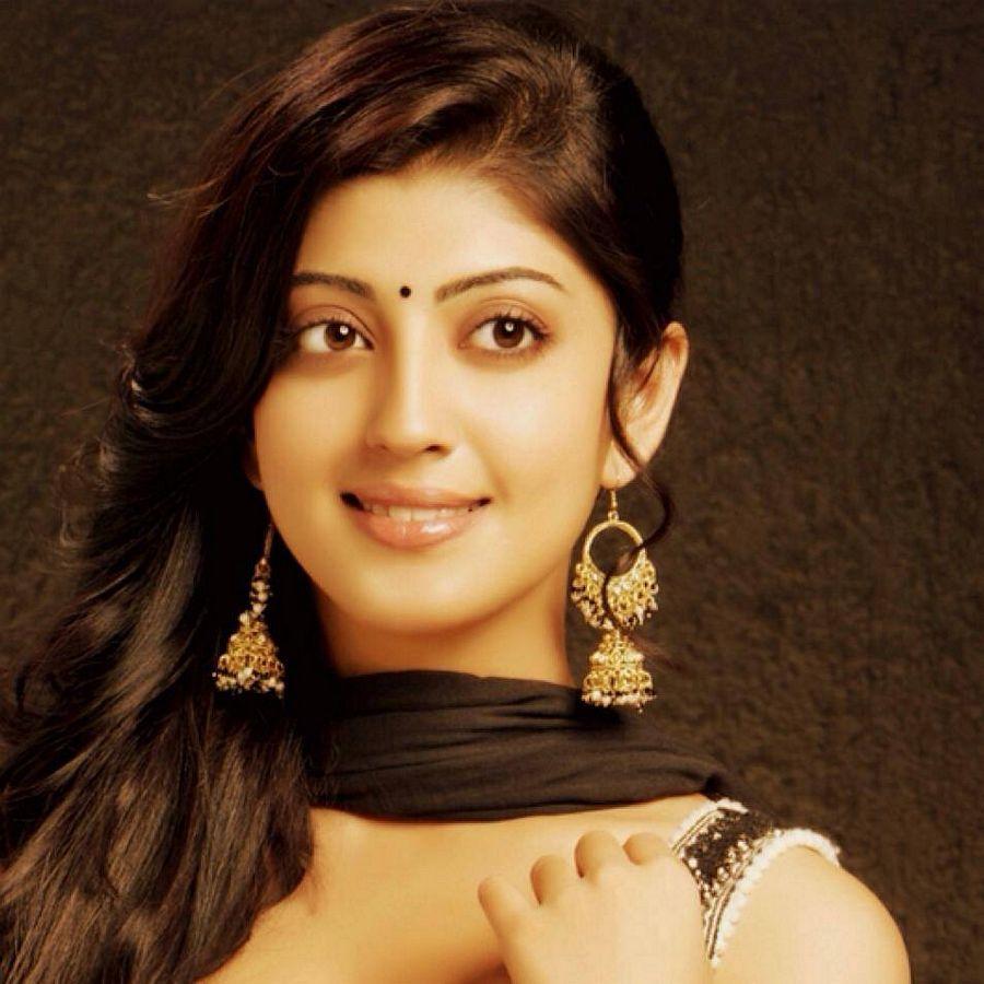 Pranitha Subhash Wallpapers - Top Free Pranitha Subhash Backgrounds ...