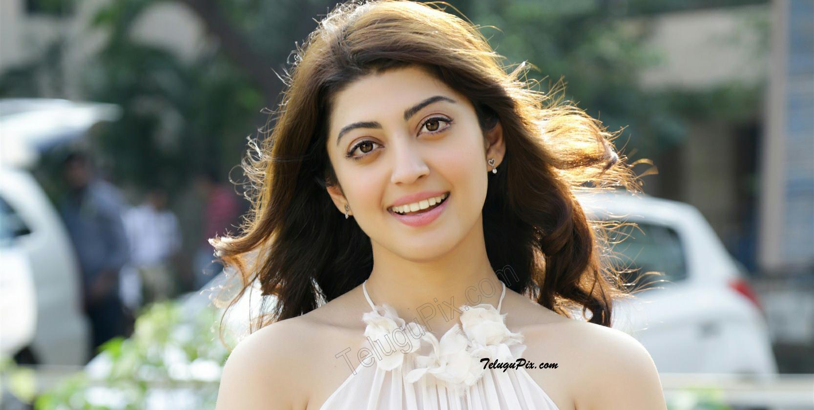 Pranitha Subhash Wallpapers - Top Free Pranitha Subhash Backgrounds ...