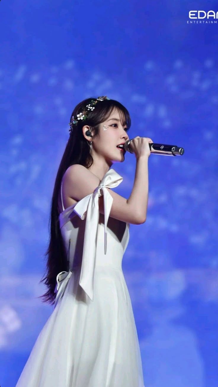 Iu Concert Wallpapers - Top Free Iu Concert Backgrounds - WallpaperAccess