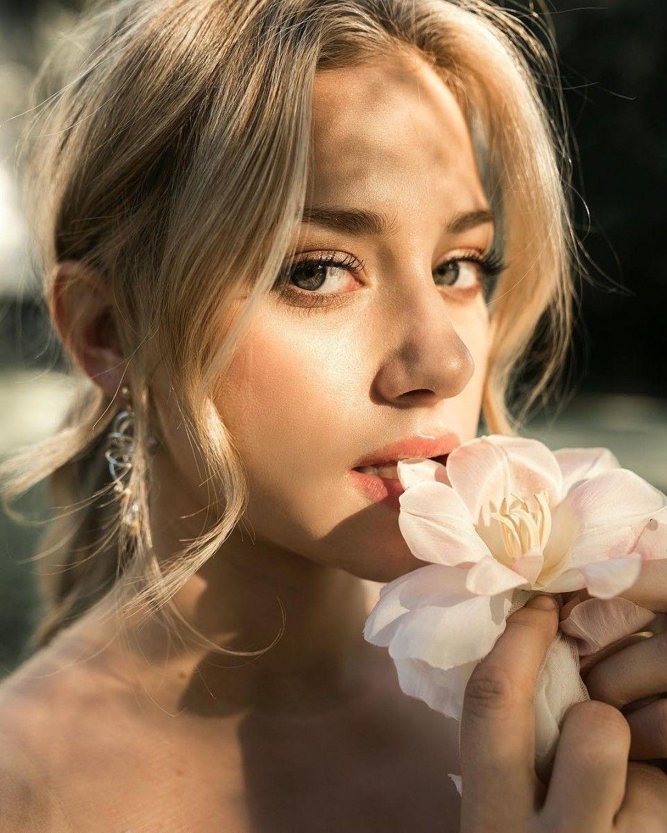 Lili Reinhart Wallpapers - Top Free Lili Reinhart Backgrounds - WallpaperAccess