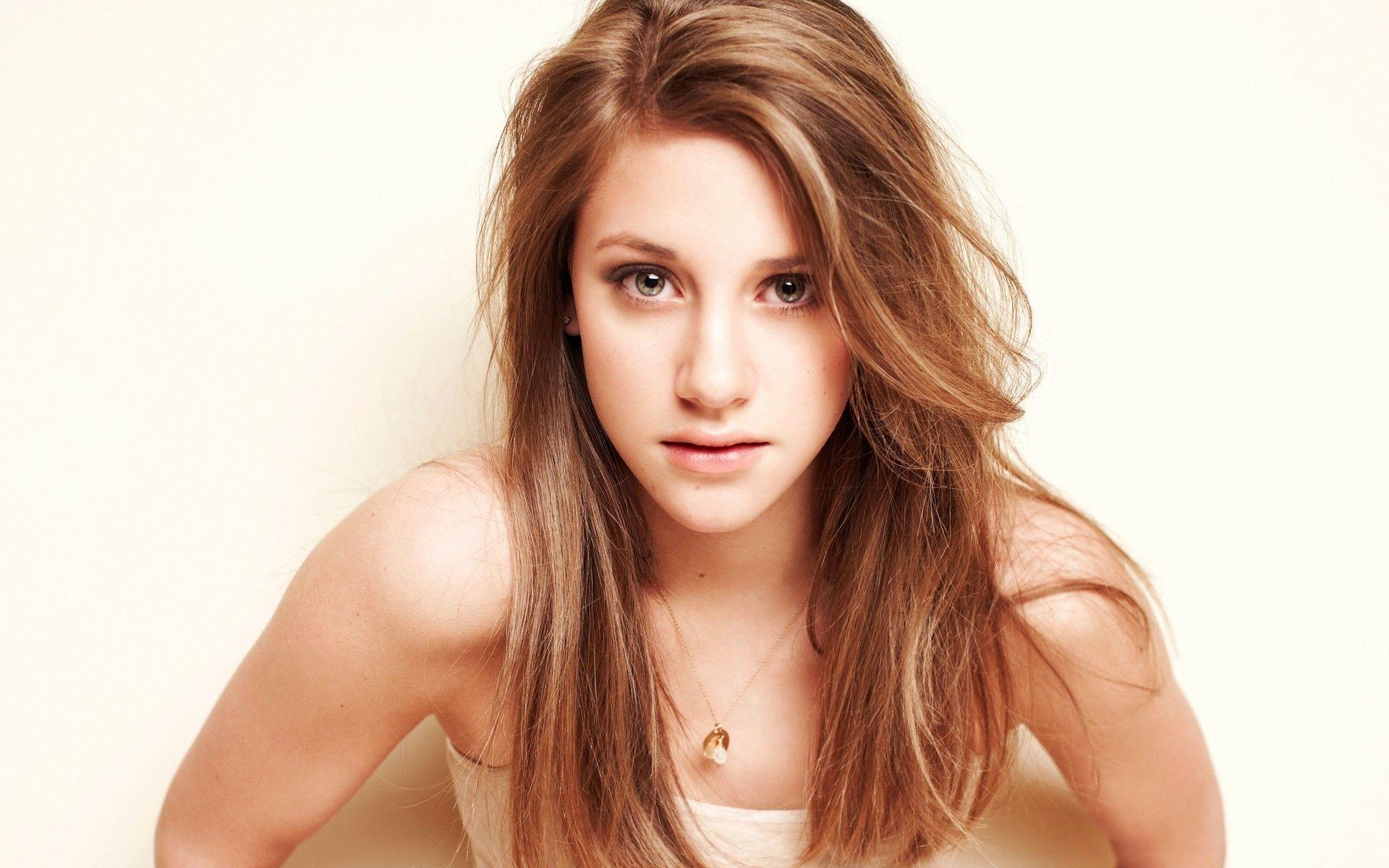 Lili Reinhart Wallpapers - Top Free Lili Reinhart Backgrounds - WallpaperAccess