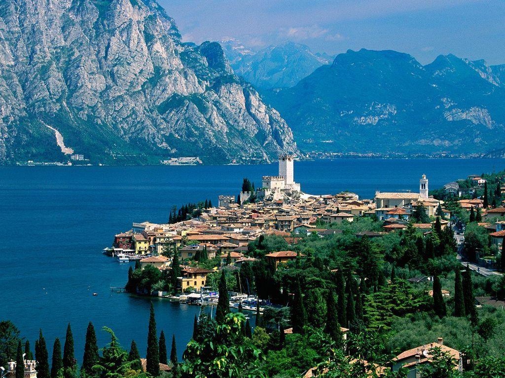Lake Como Italy Wallpapers - Top Free Lake Como Italy Backgrounds ...