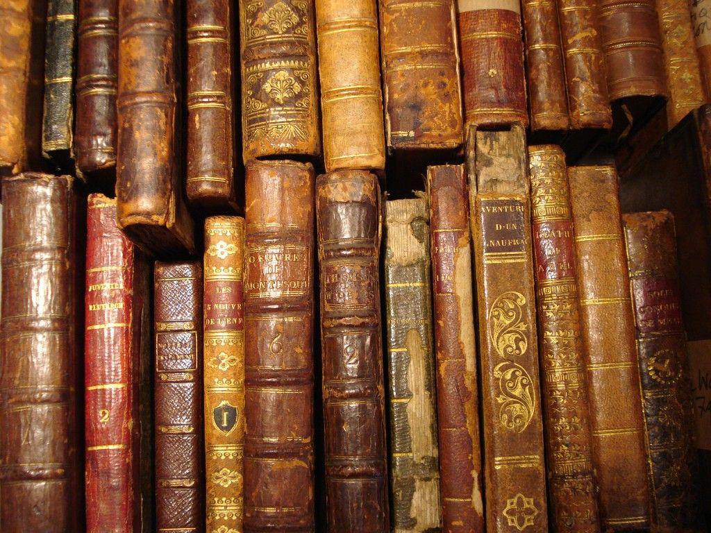 Old Books Wallpapers - Top Free Old Books Backgrounds - WallpaperAccess