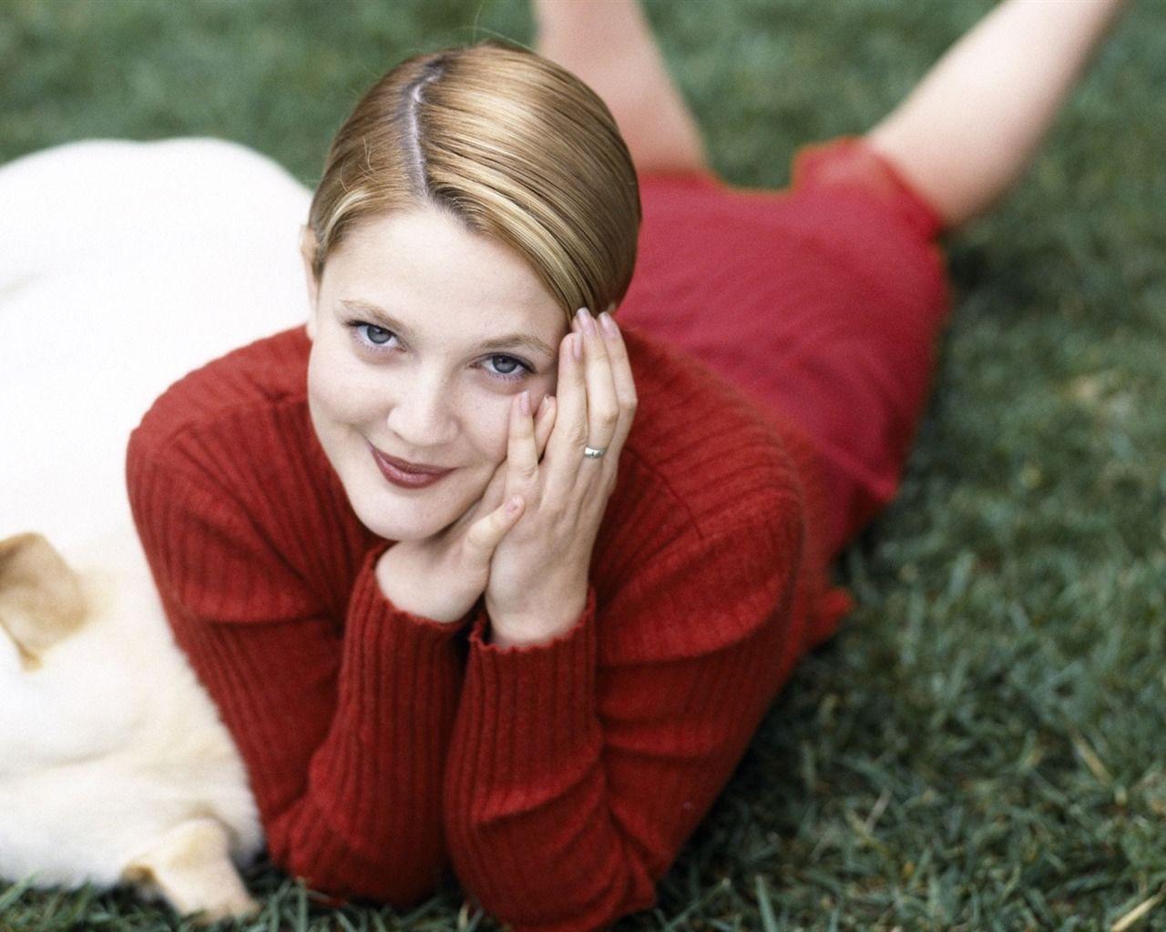 Drew Barrymore Wallpapers - Top Free Drew Barrymore Backgrounds ...
