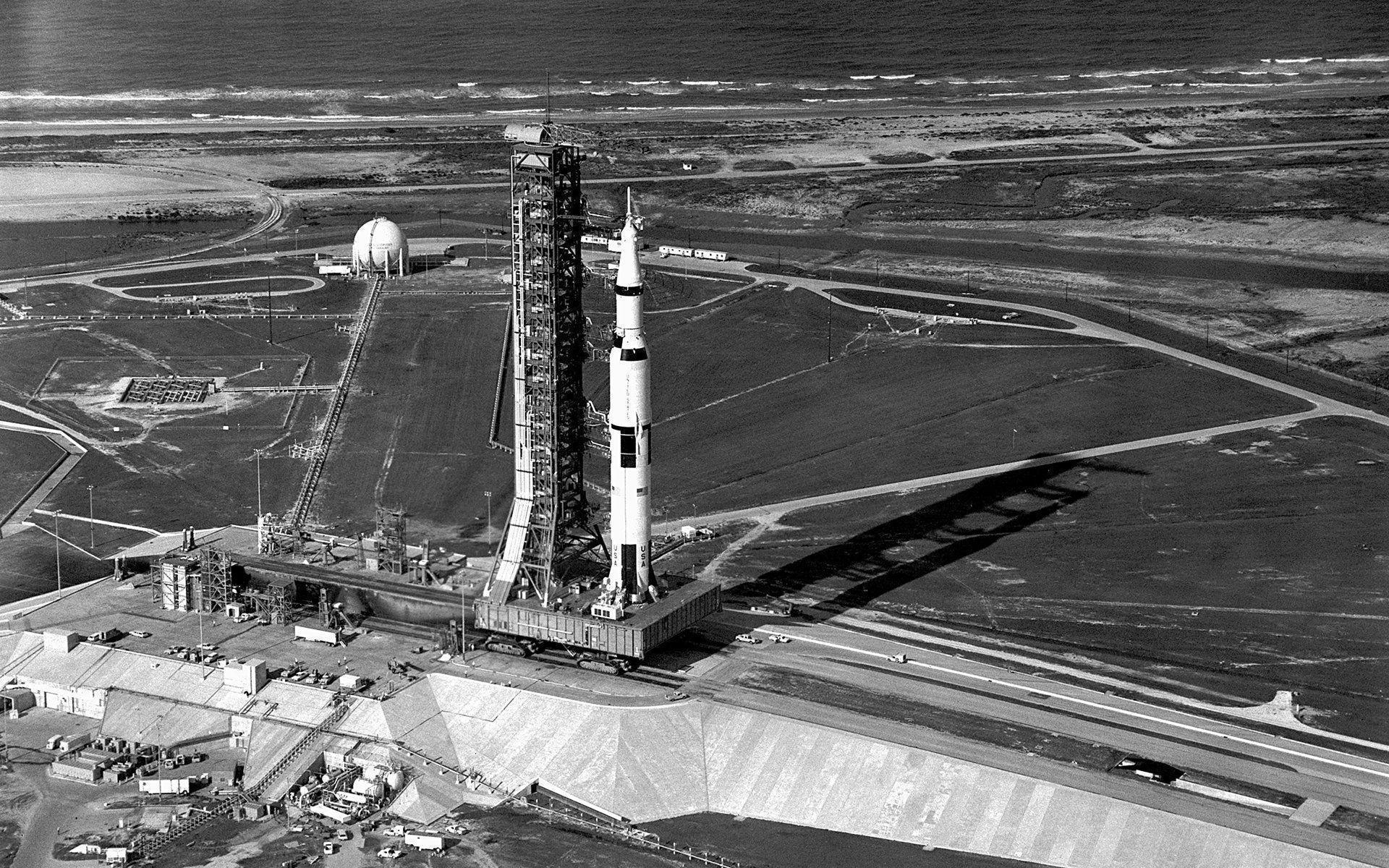 Apollo 11 Wallpapers - Top Free Apollo 11 Backgrounds - WallpaperAccess