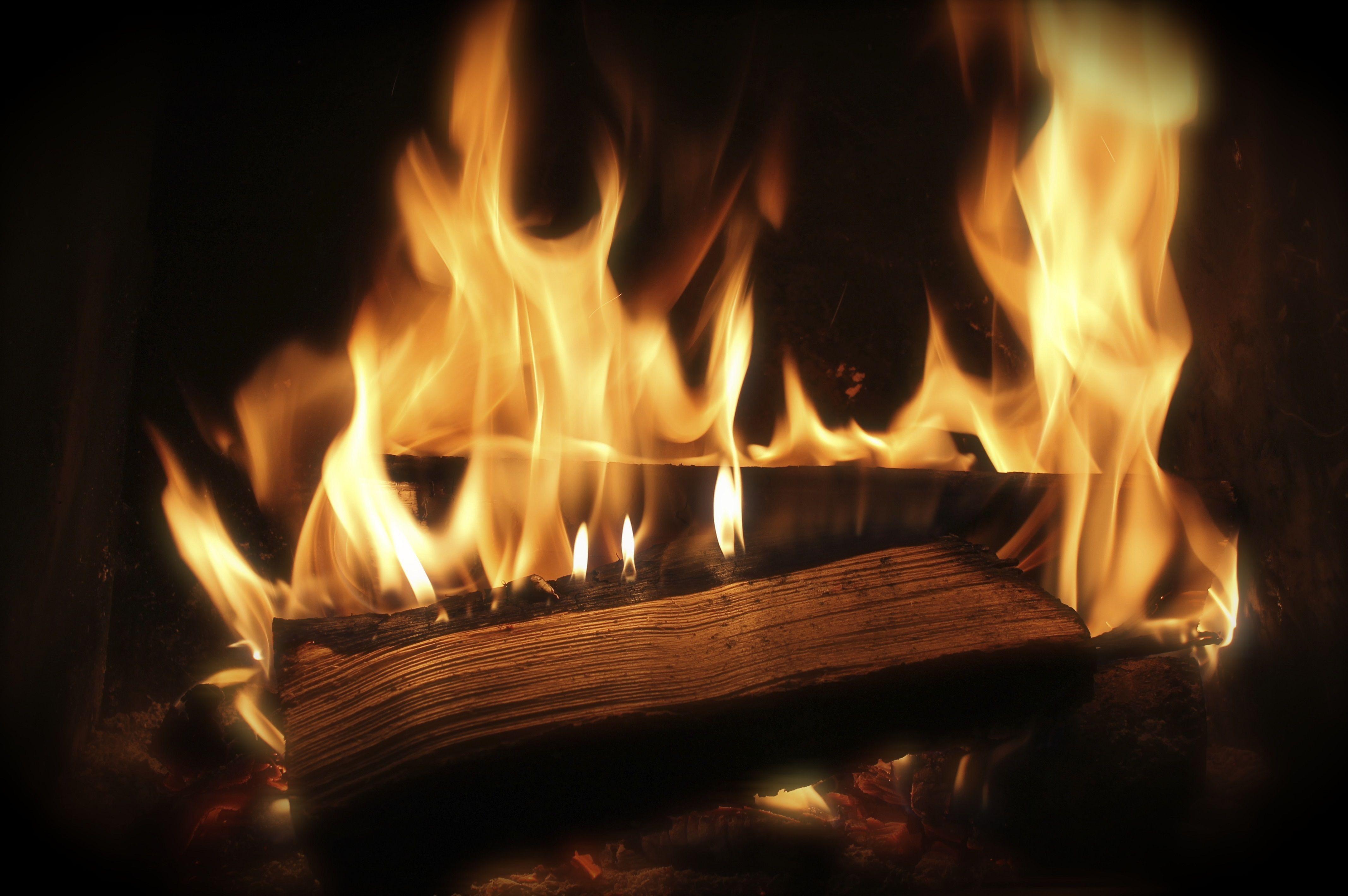 Wood Fire Wallpapers - Top Free Wood Fire Backgrounds - WallpaperAccess
