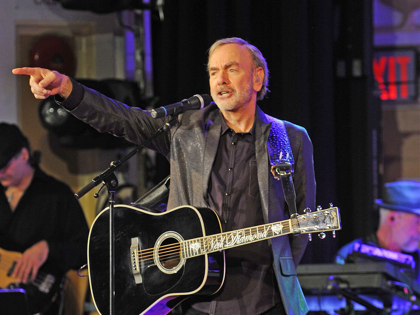 Neil Diamond Wallpapers - Top Free Neil Diamond Backgrounds ...