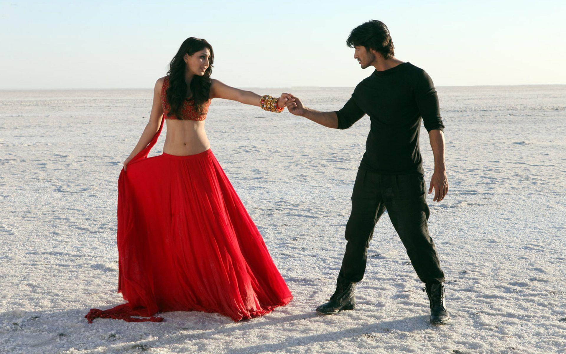 Love Scenes Wallpapers - Top Free Love Scenes Backgrounds - WallpaperAccess