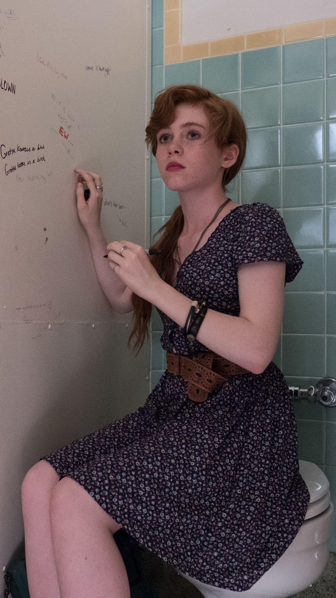 Sophia Lillis Wallpapers Top Free Sophia Lillis Backgrounds Wallpaperaccess