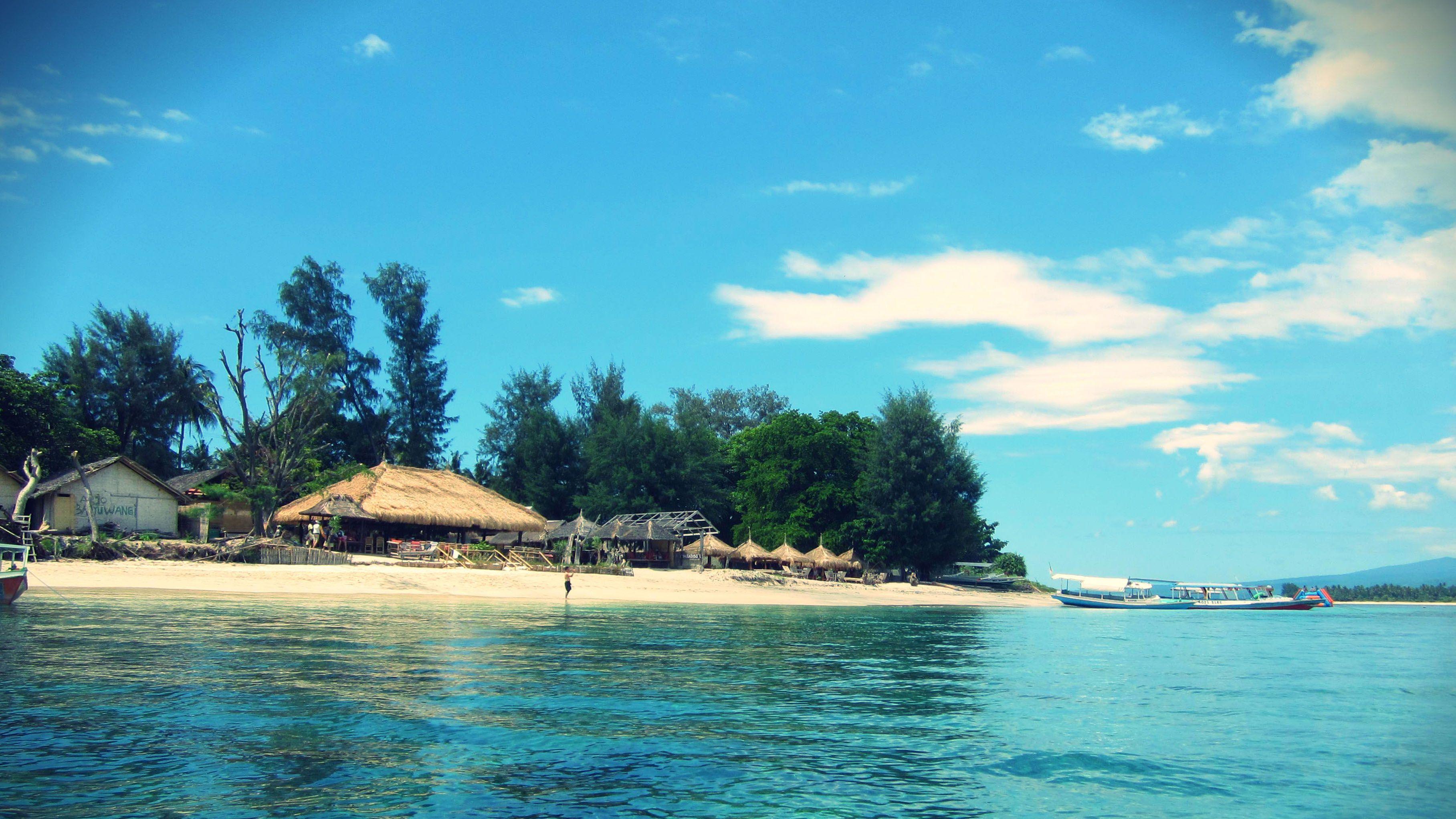 Lombok Wallpapers - Top Free Lombok Backgrounds - WallpaperAccess
