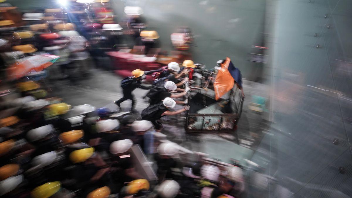 Protest Wallpapers - Top Free Protest Backgrounds - WallpaperAccess