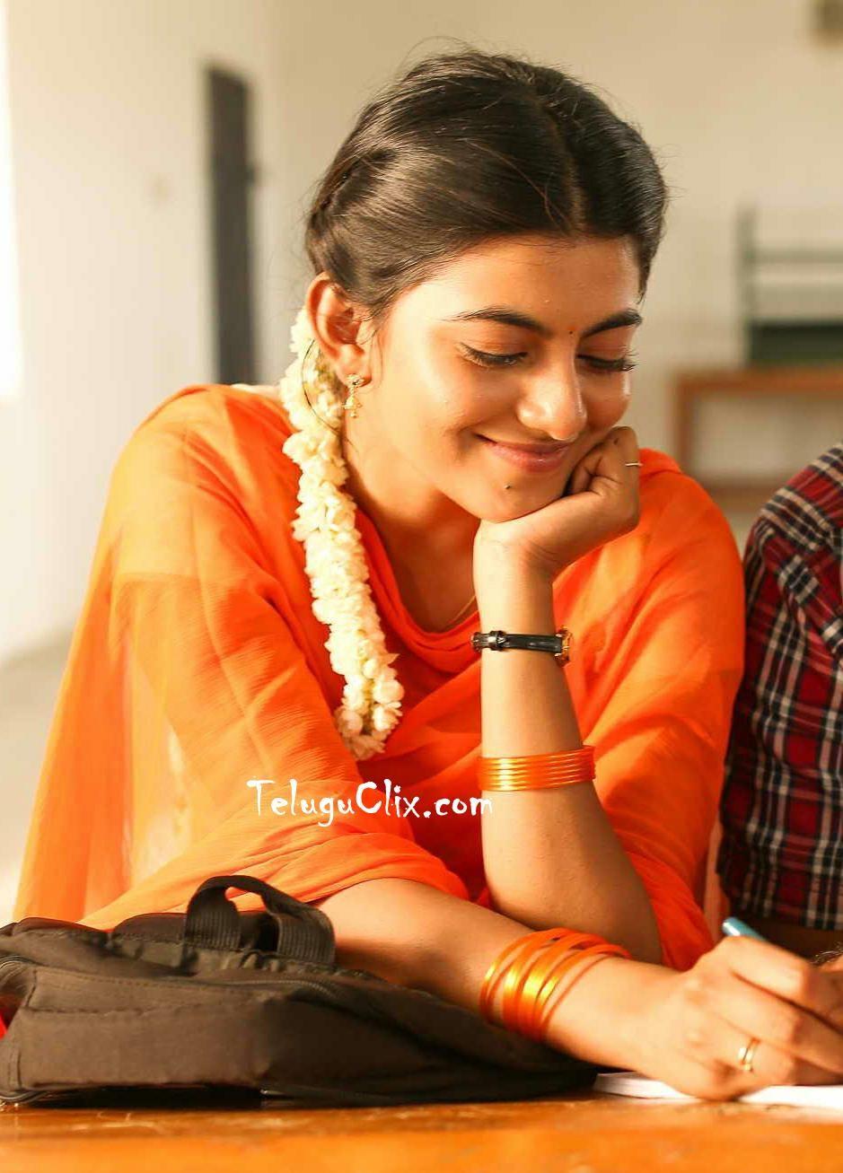 Anandhi Wallpapers - Top Free Anandhi Backgrounds - WallpaperAccess