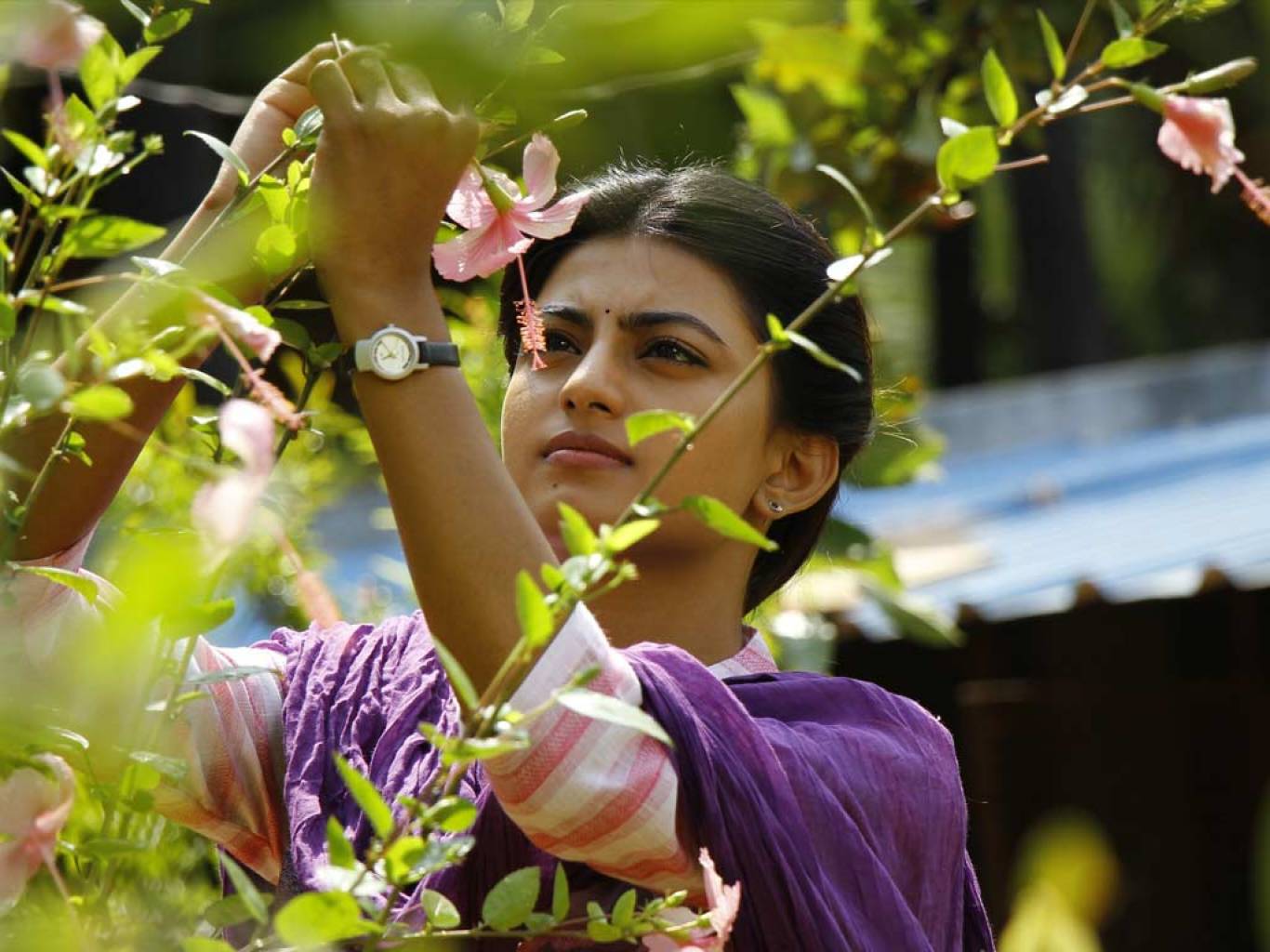 Anandhi Wallpapers - Top Free Anandhi Backgrounds - WallpaperAccess