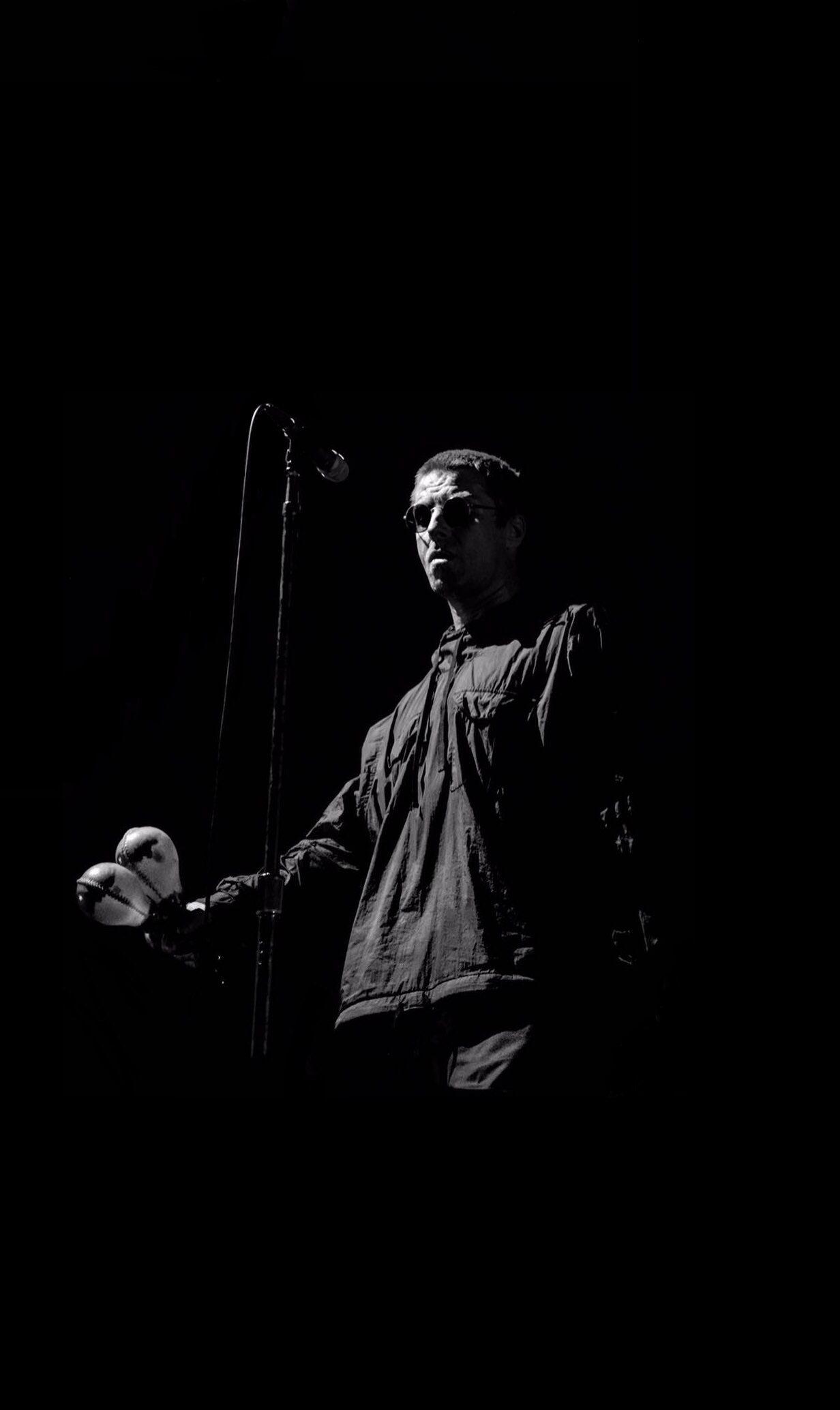 Liam Gallagher Wallpapers - Top Free Liam Gallagher Backgrounds ...