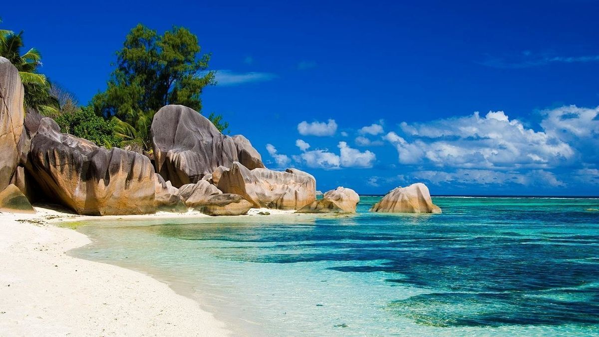 Surga Wallpapers - Top Free Surga Backgrounds - WallpaperAccess