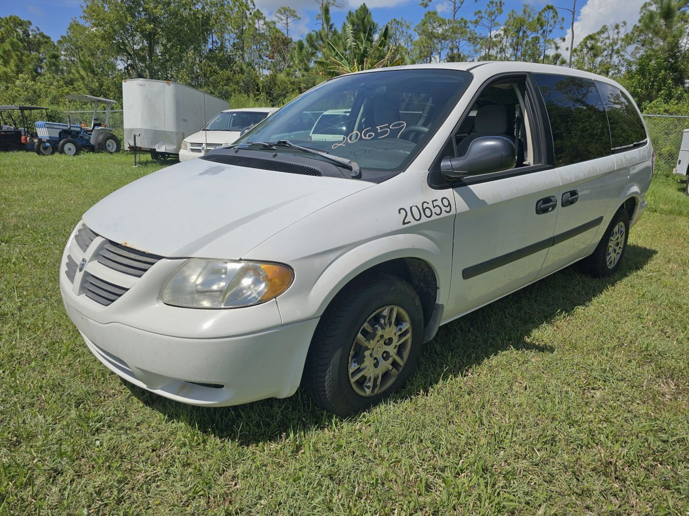 Minivan Wallpapers - Top Free Minivan Backgrounds - WallpaperAccess