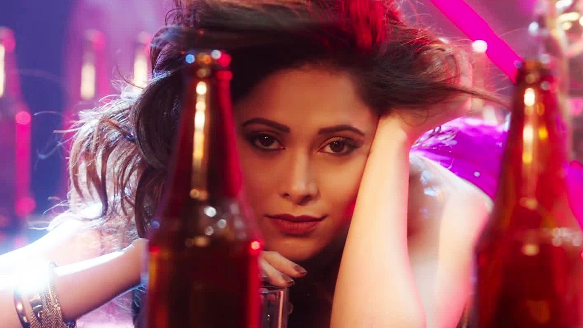 Nushrat Bharucha Wallpapers Top Free Nushrat Bharucha Backgrounds Wallpaperaccess