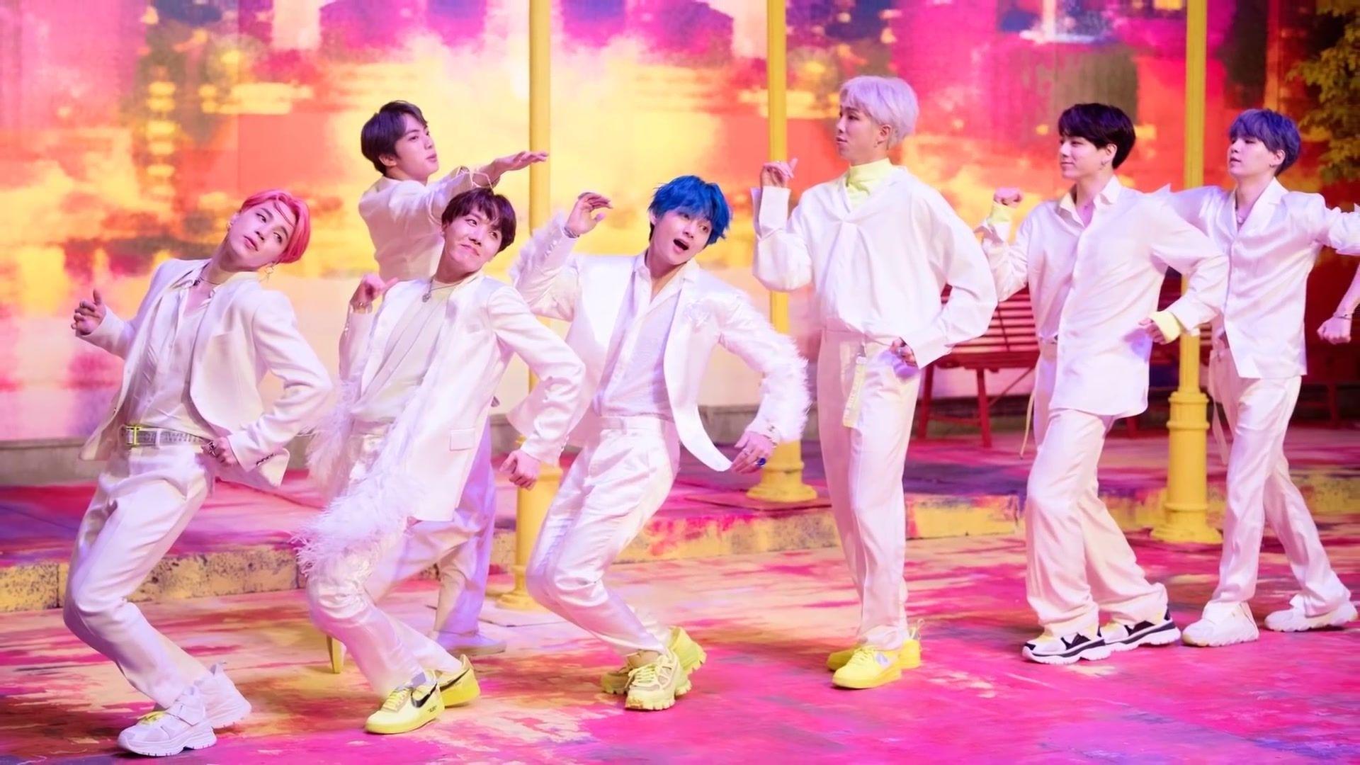 BTS Boy With Luv Wallpapers - Top Free BTS Boy With Luv Backgrounds - WallpaperAccess