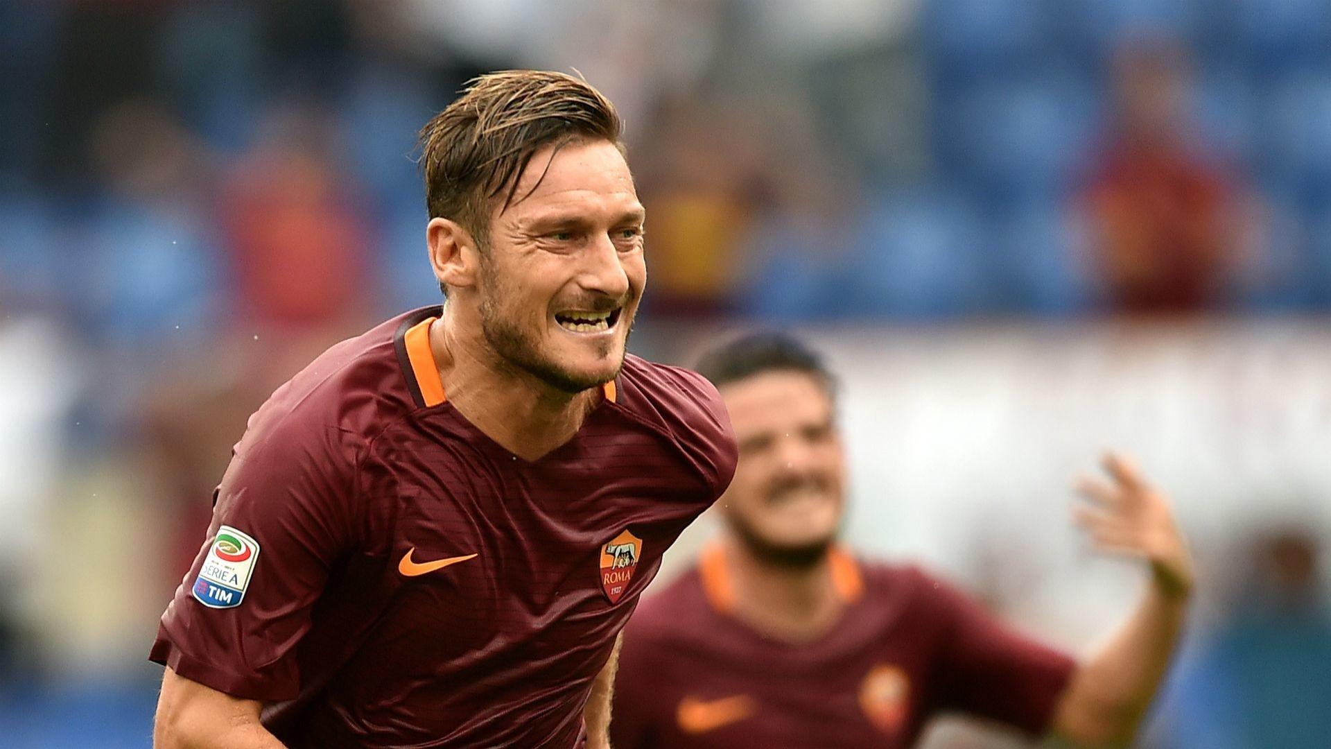 Francesco Totti Wallpapers - Top Free Francesco Totti Backgrounds ...