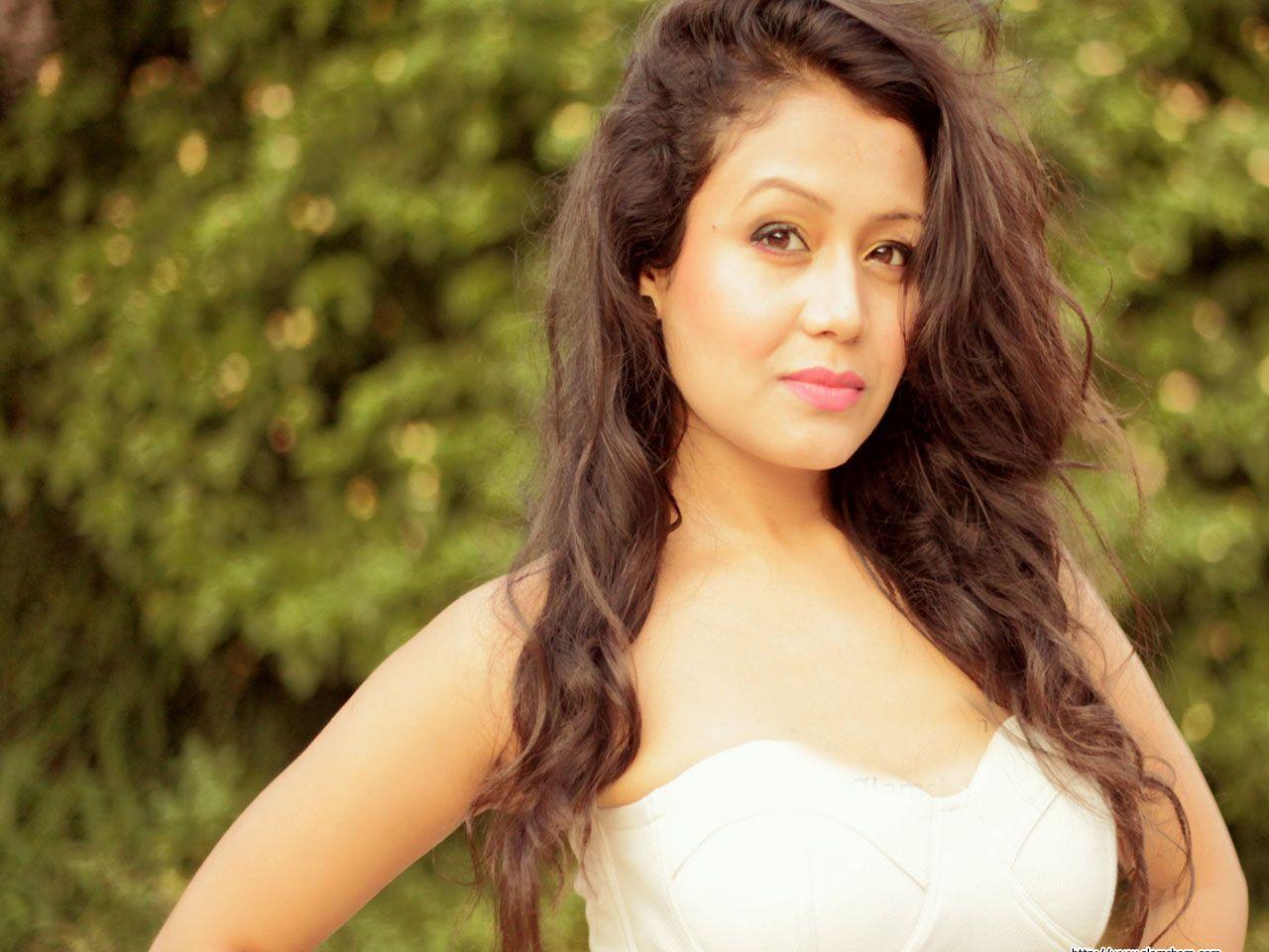 Neha Kakkar Wallpapers - Top Free Neha Kakkar Backgrounds - WallpaperAccess