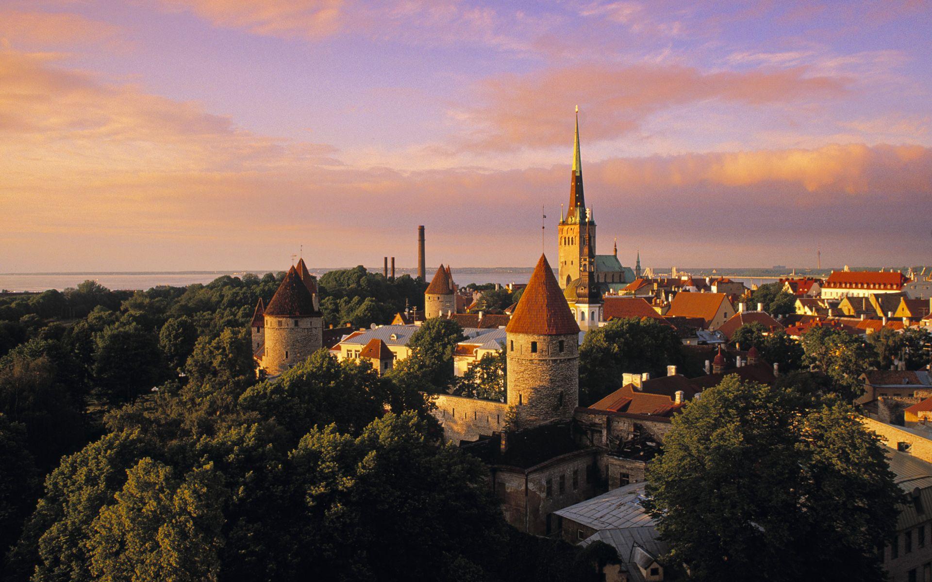 Castles of Europe Wallpapers - Top Free Castles of Europe Backgrounds ...