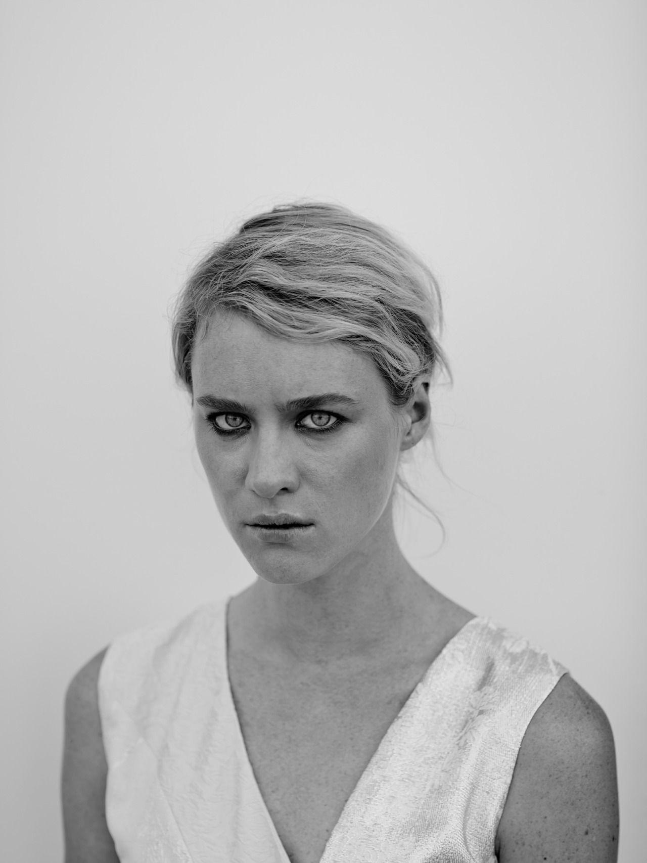 Mackenzie Davis Wallpapers - Top Free Mackenzie Davis Backgrounds ...