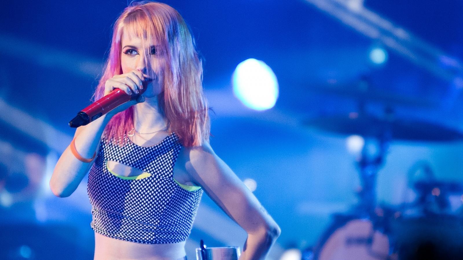 Hayley Williams HD Wallpapers - Top Free Hayley Williams HD Backgrounds ...