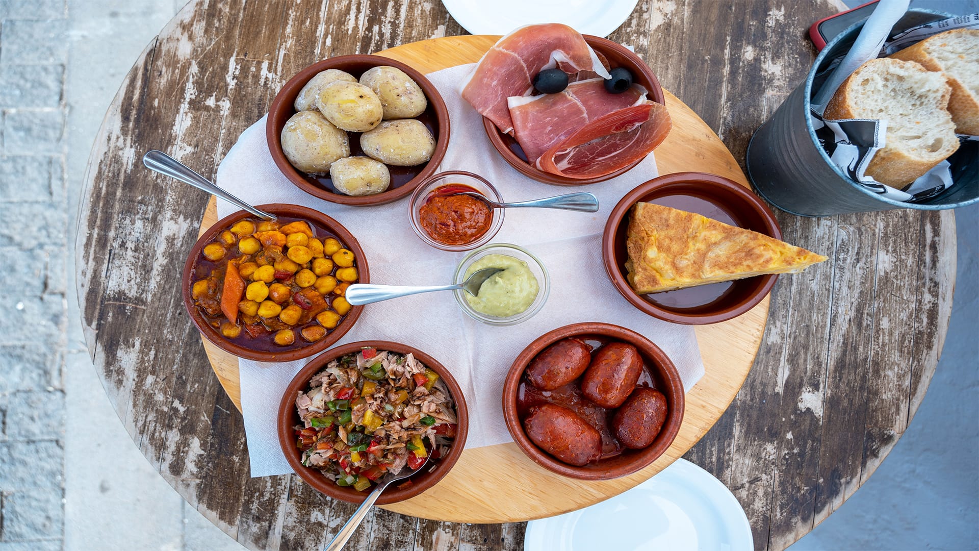 Tapas Wallpapers - Top Free Tapas Backgrounds - WallpaperAccess