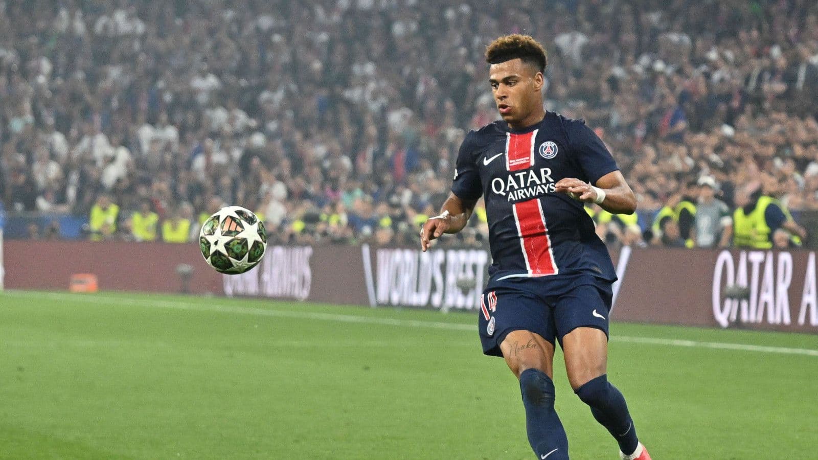 Desire Doue Wallpapers - Top Free Desire Doue Backgrounds - WallpaperAccess