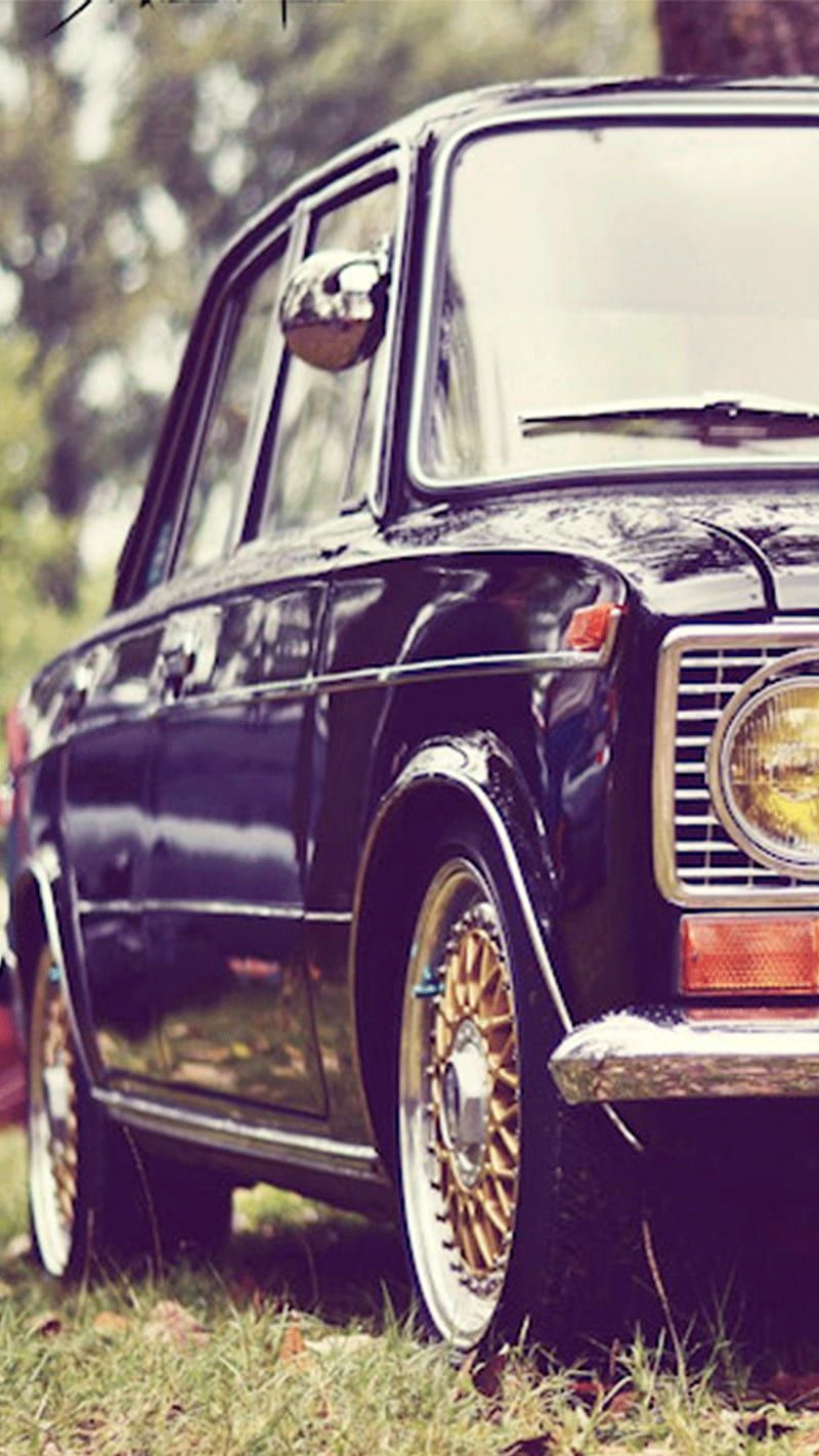 Lada Car Wallpapers - Top Free Lada Car Backgrounds - WallpaperAccess