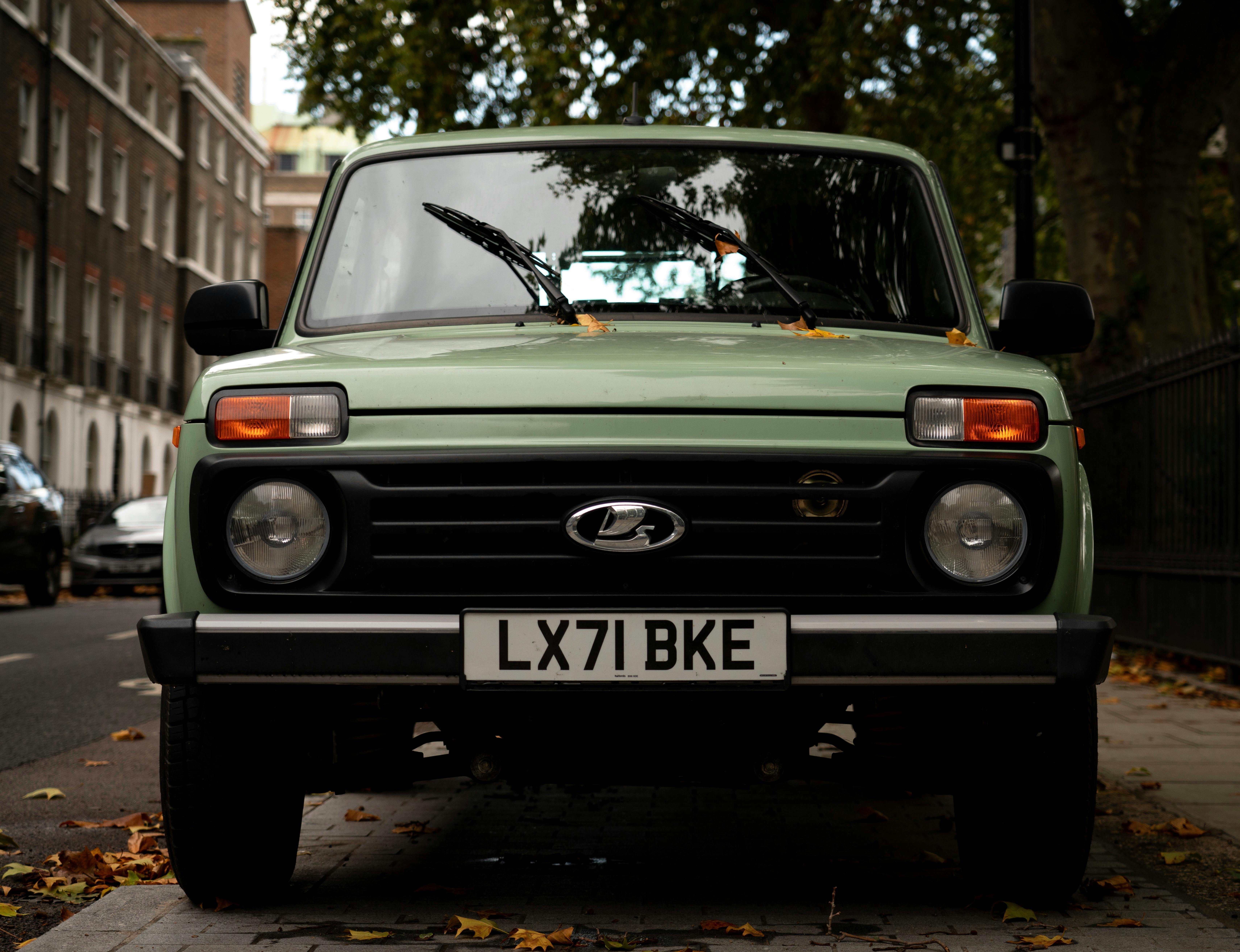 Lada Car Wallpapers - Top Free Lada Car Backgrounds - WallpaperAccess