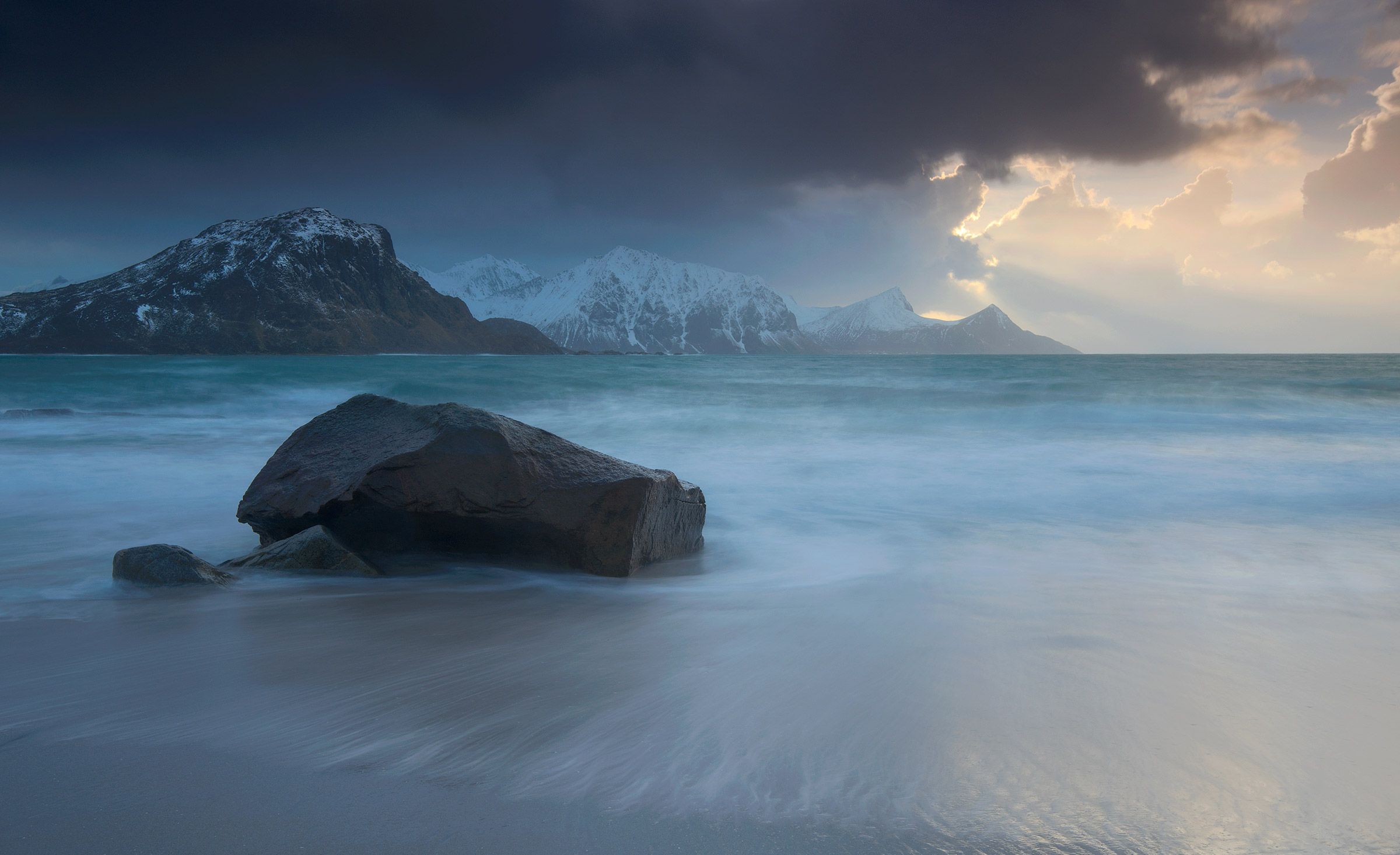 Ocean Rock Wallpapers - Top Free Ocean Rock Backgrounds - WallpaperAccess