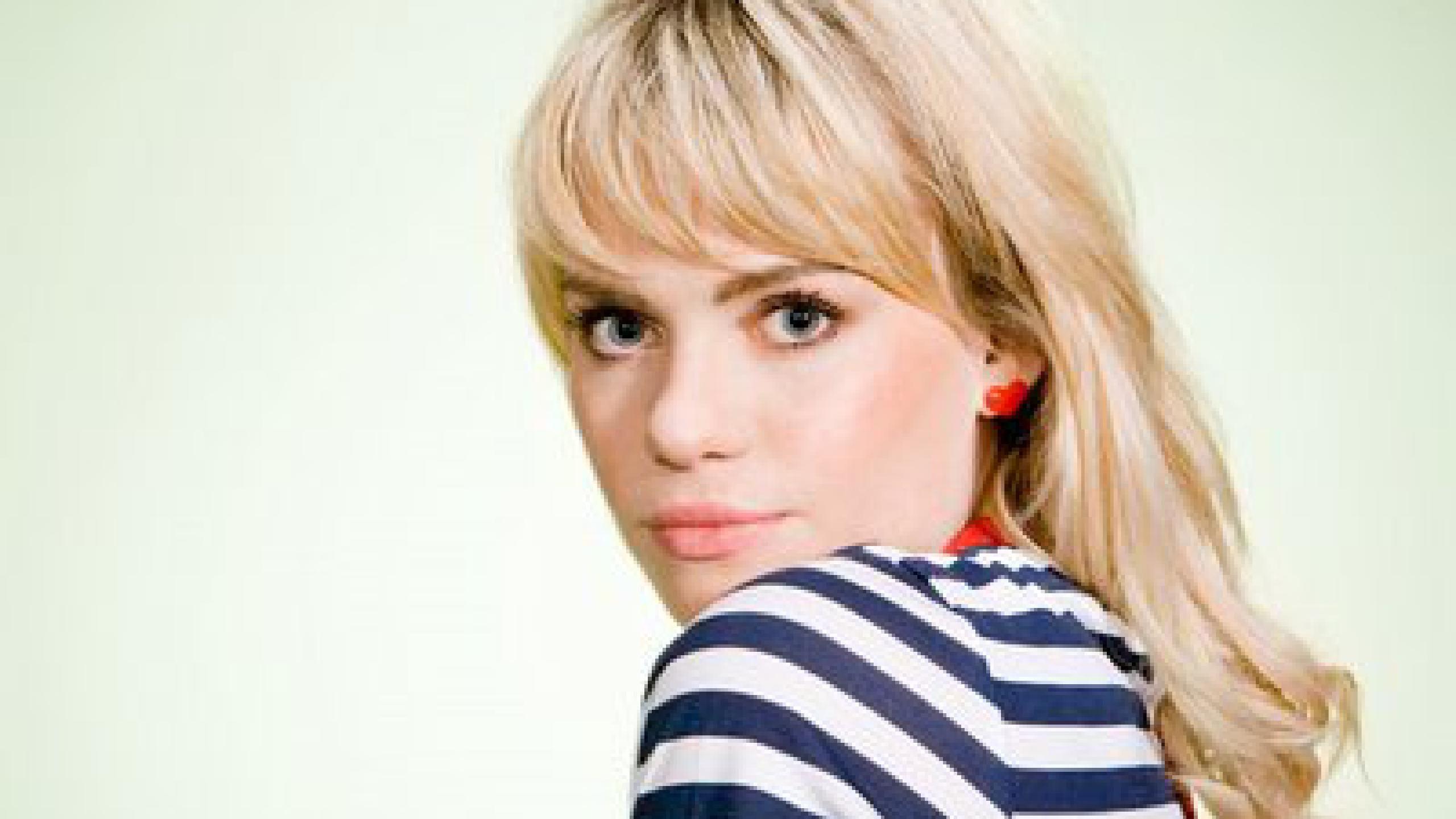 Aimée Duffy Wallpapers - Top Free Aimée Duffy Backgrounds - WallpaperAccess