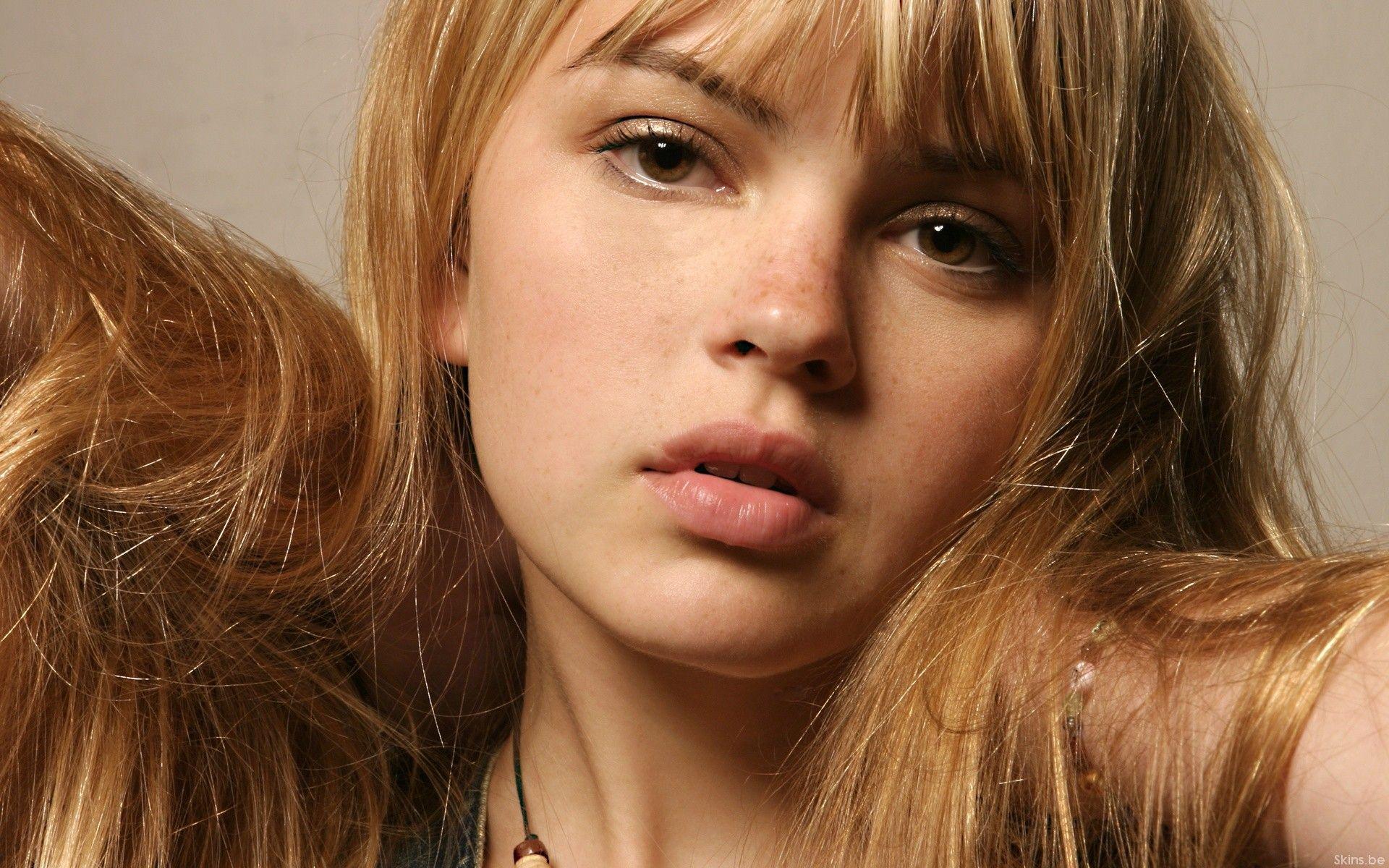 Aimée Duffy Wallpapers - Top Free Aimée Duffy Backgrounds - WallpaperAccess
