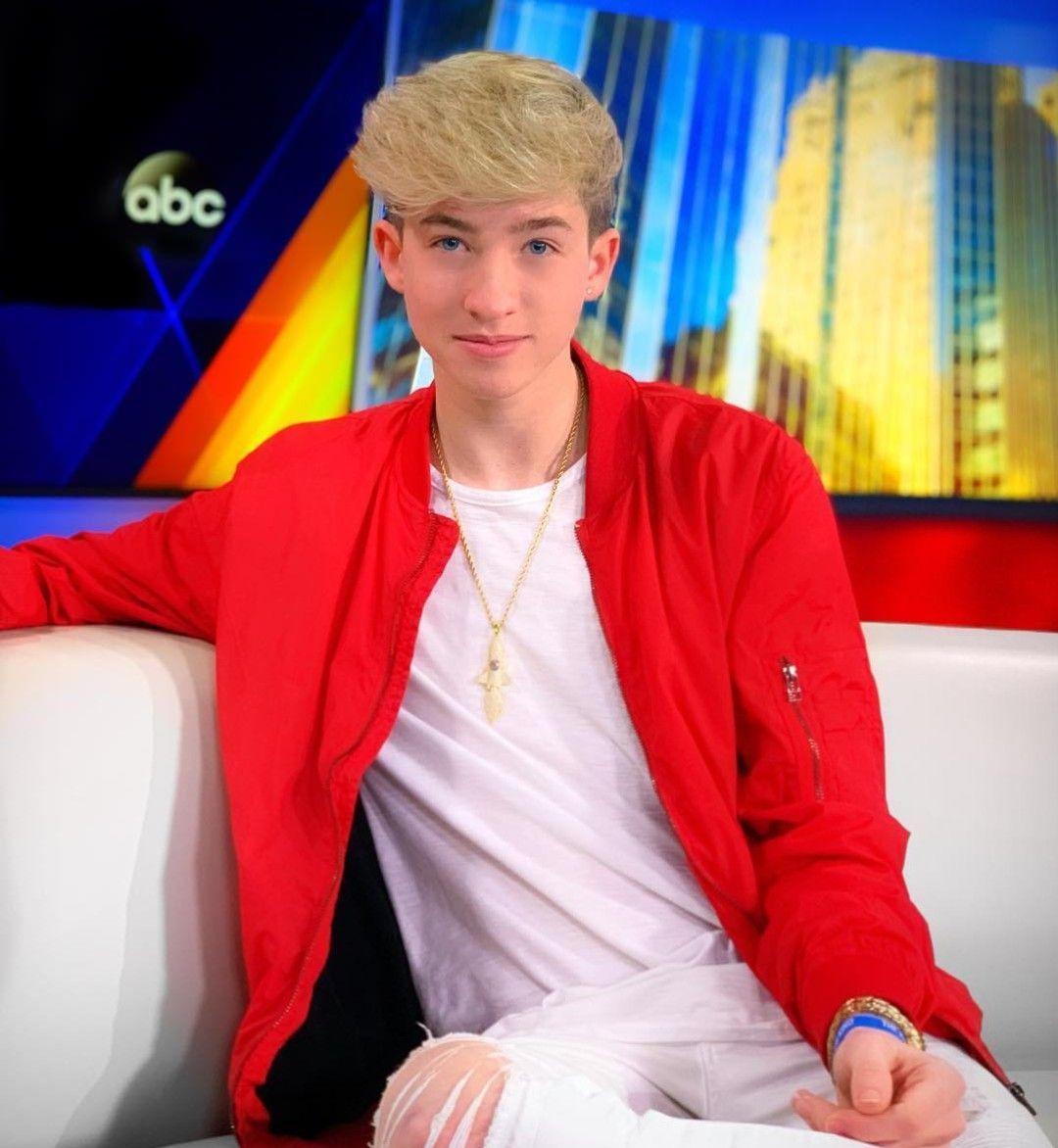 Cash Baker Wallpapers - Top Free Cash Baker Backgrounds - WallpaperAccess